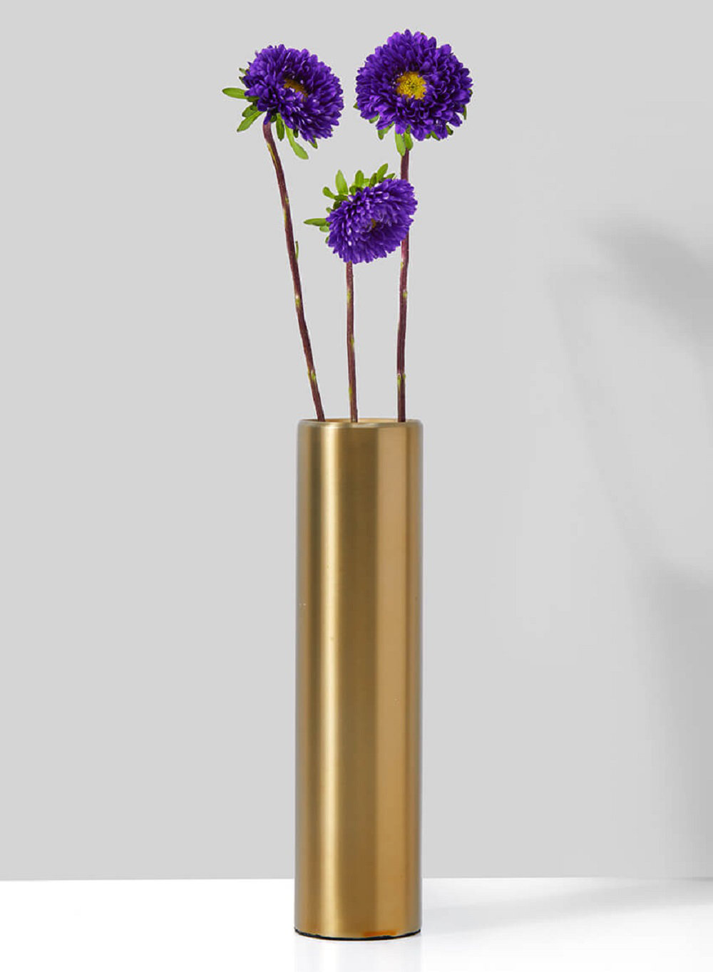 Everly Quinn Gold Indoor / Outdoor Metal Table Vase & Reviews | Wayfair