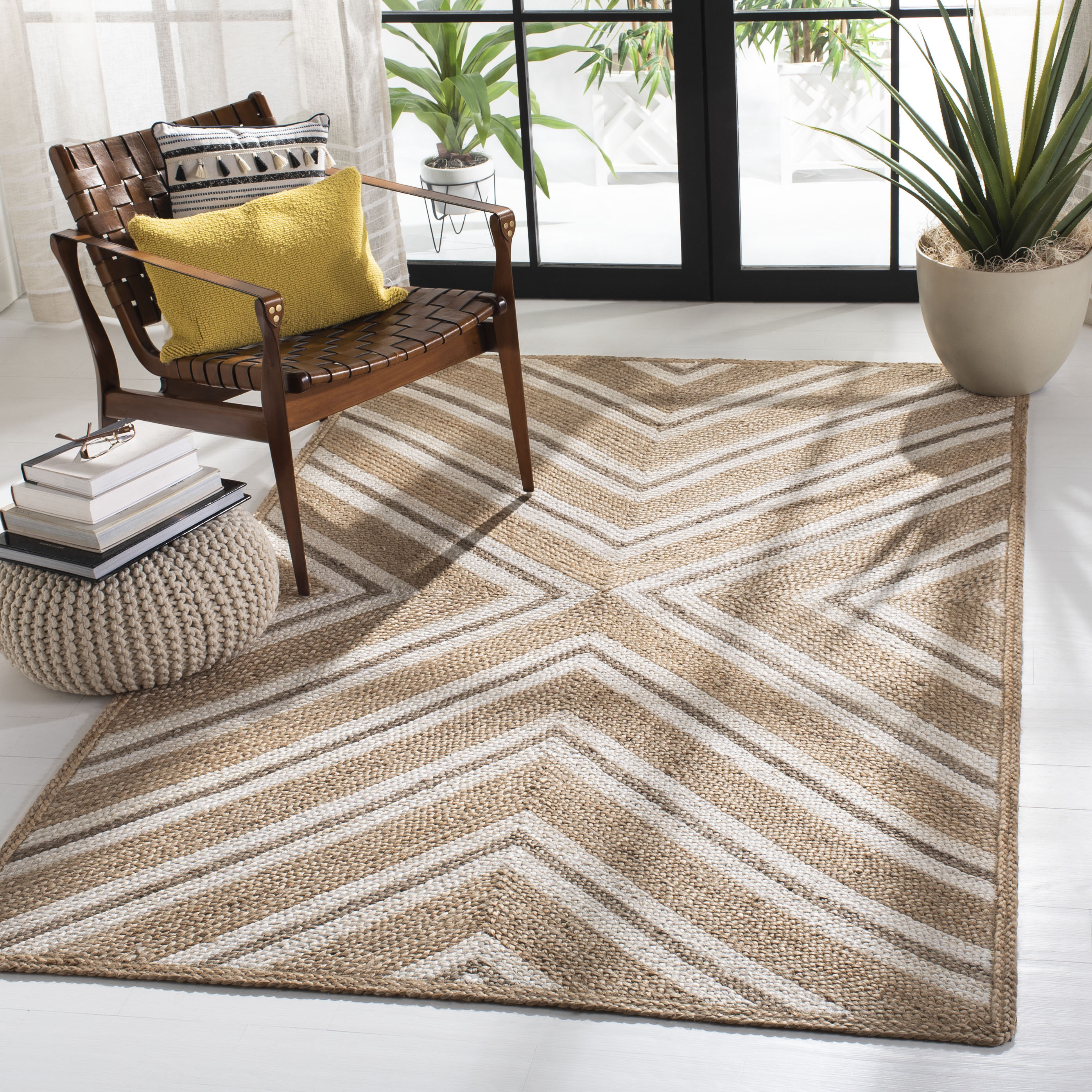 George Oliver Ramey Geometric Handmade Flatweave Jute Natural/Ivory ...
