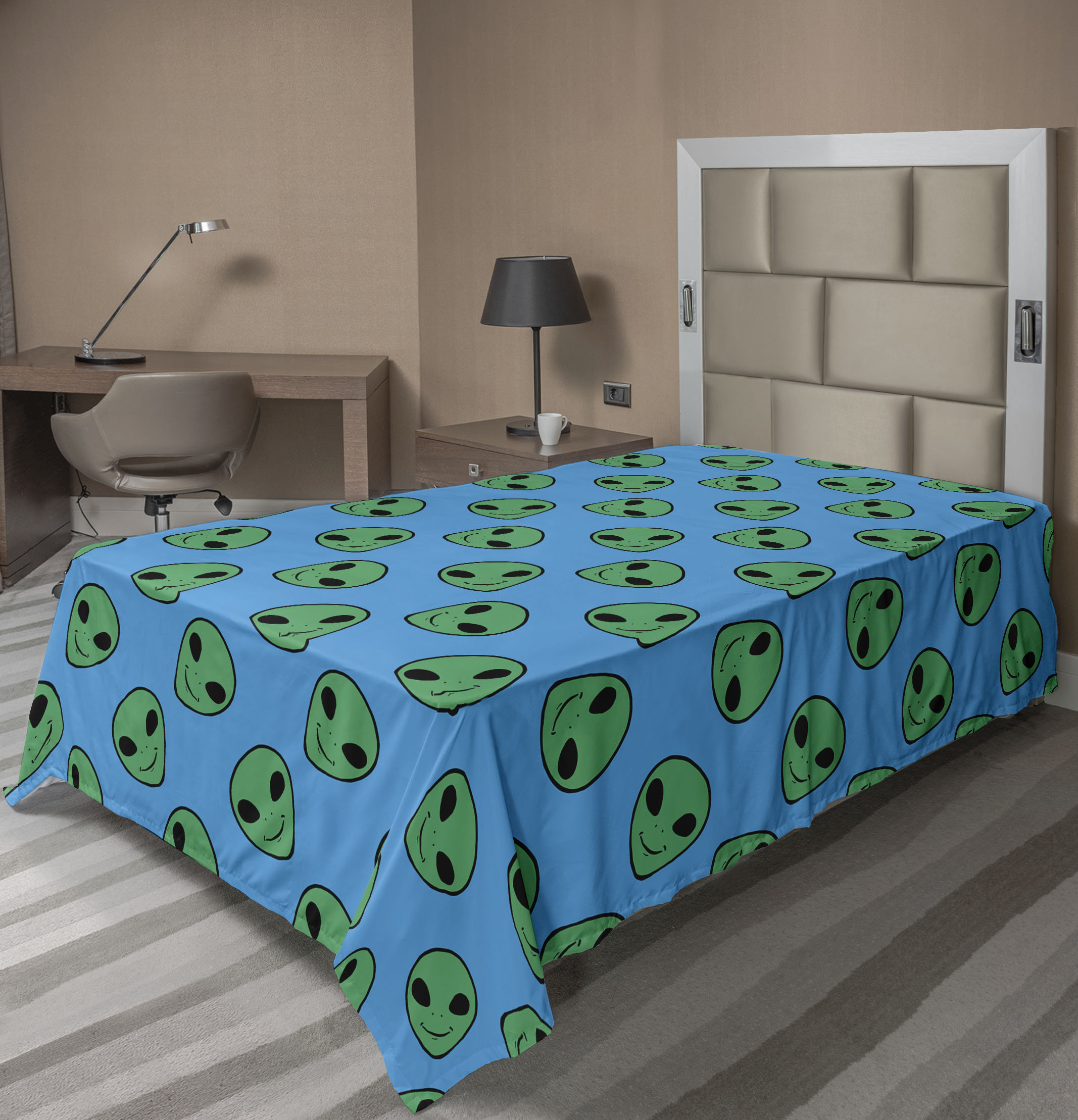 Ambesonne Alien Top Flat Sheet Extraterrestrial Faces Happy Jade Green ...