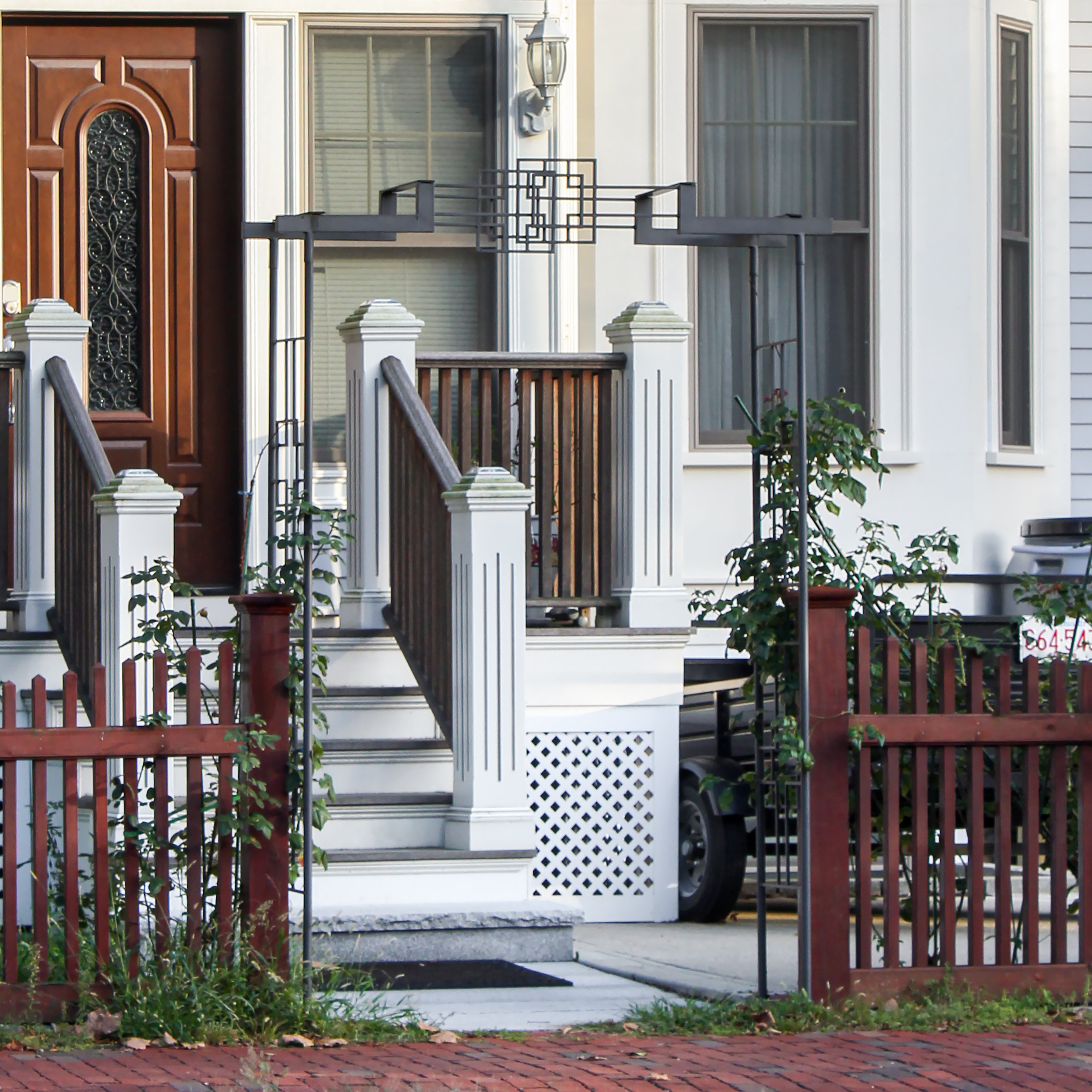 Latitude Run® Alarah Iron Arbour & Reviews - Wayfair Canada