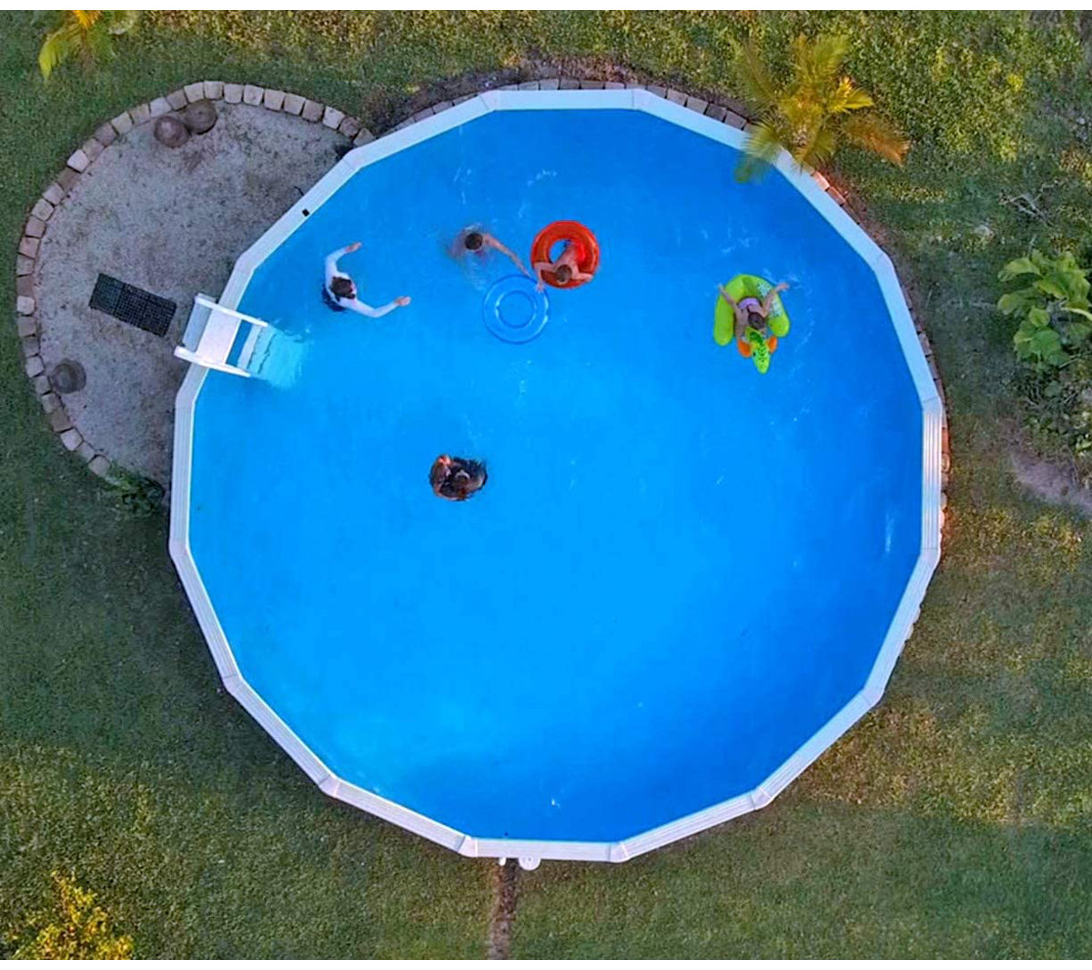 Swimline LI184820 18' Solid Blue Round Above Ground Swimming Pool ...