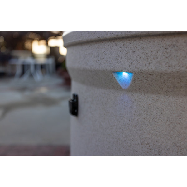 AquaRest Spas, powered by Jacuzzi® pumps AquaRest DayDream 3500 6 ...