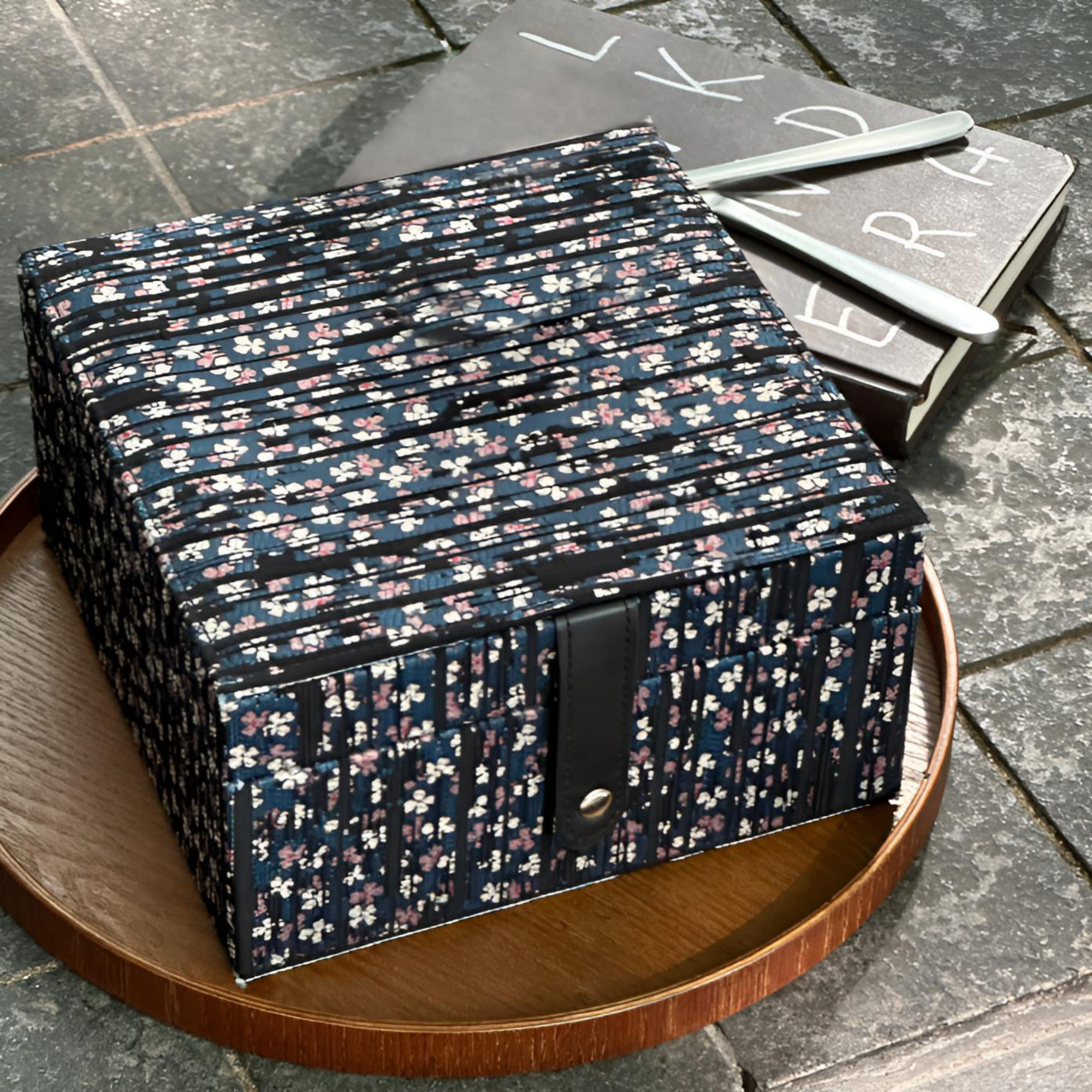 World Menagerie Double Layered Enlarged Vintage Jewelry Box With ...