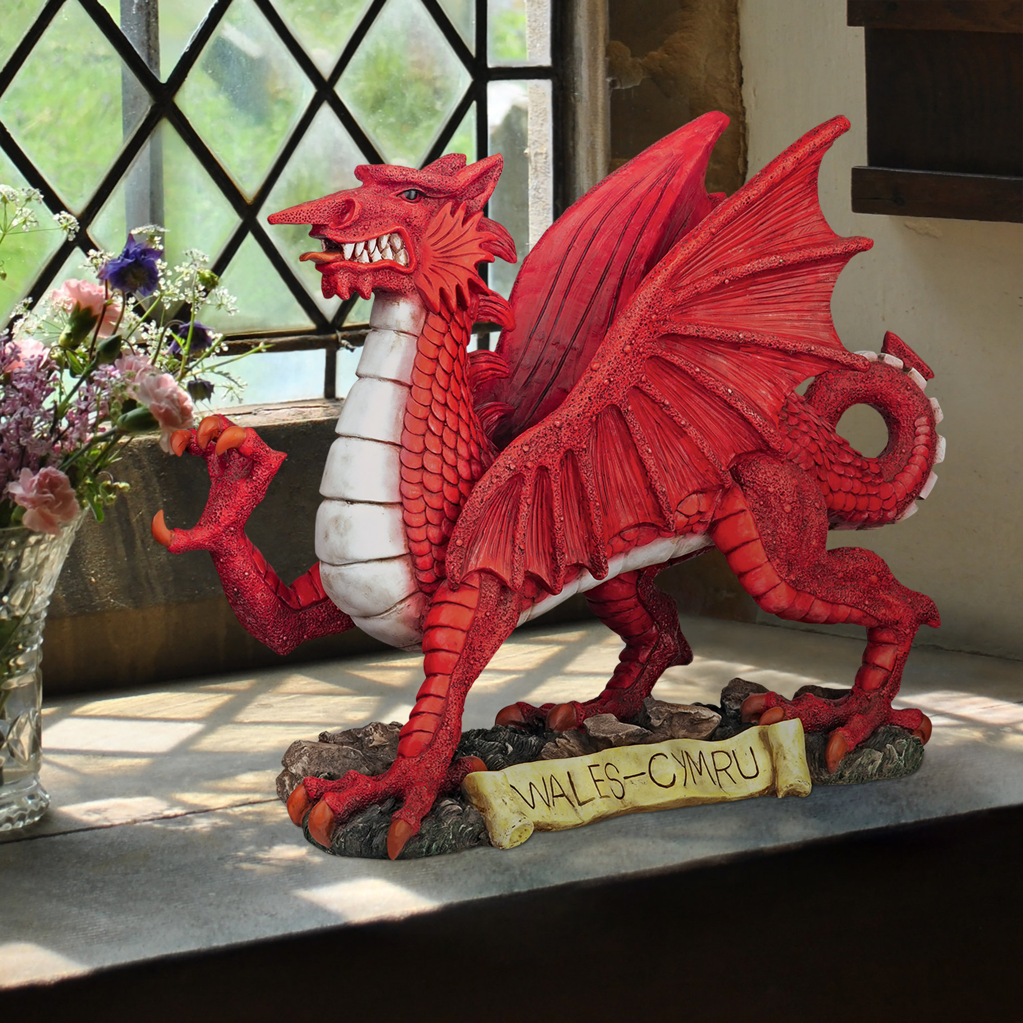 Design Toscano Welsh Dragons Handmade Fantasy & Sci-Fi Figurines ...