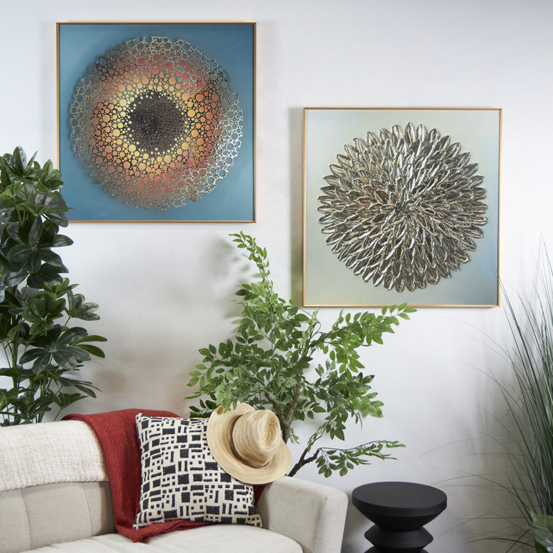Cosmoliving By Cosmopolitan Modern Aluminum Spiral Framed Wall Art ...