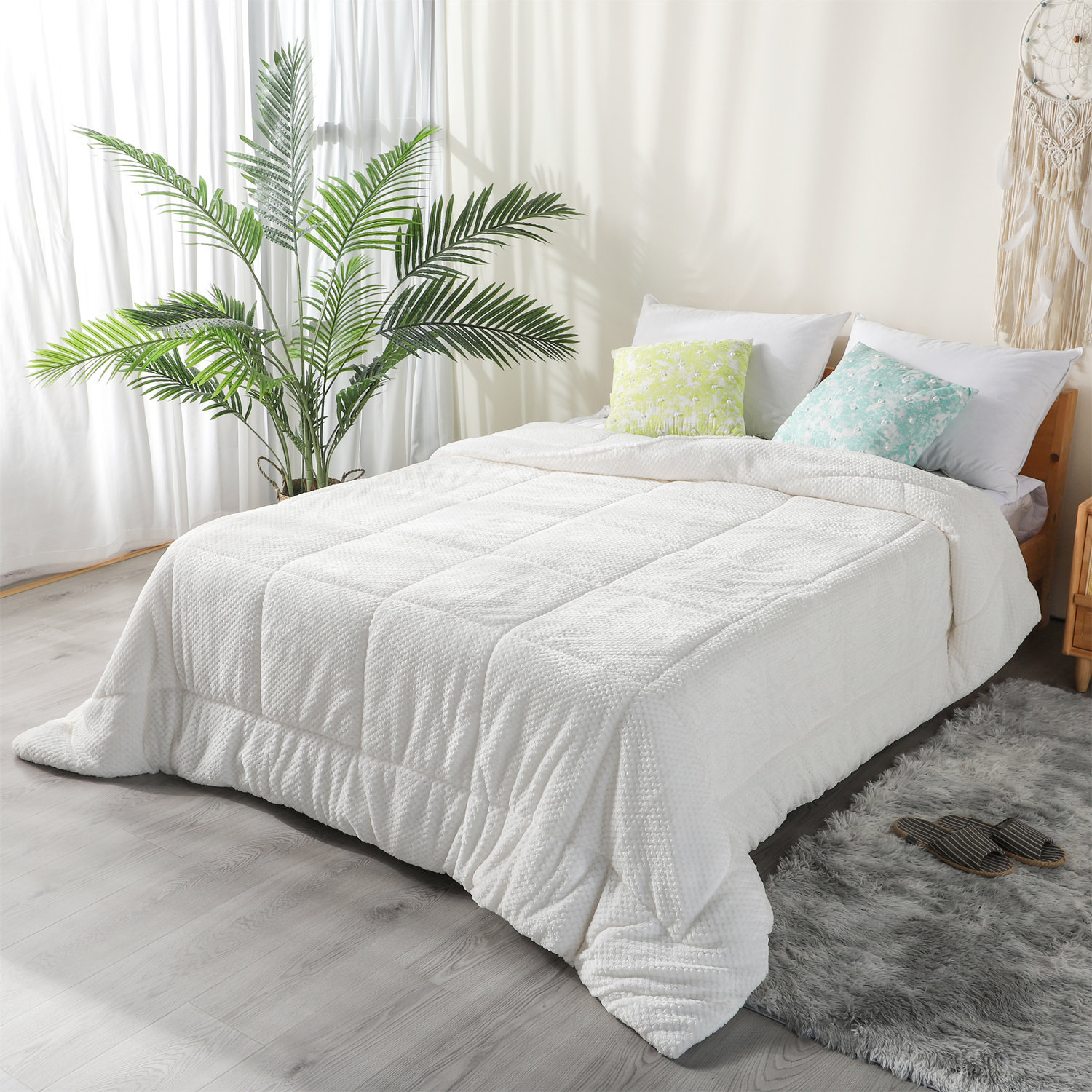 DOMDEC Luxury Flannel Fleece Comforter Plush Sherpa Back - Machine ...