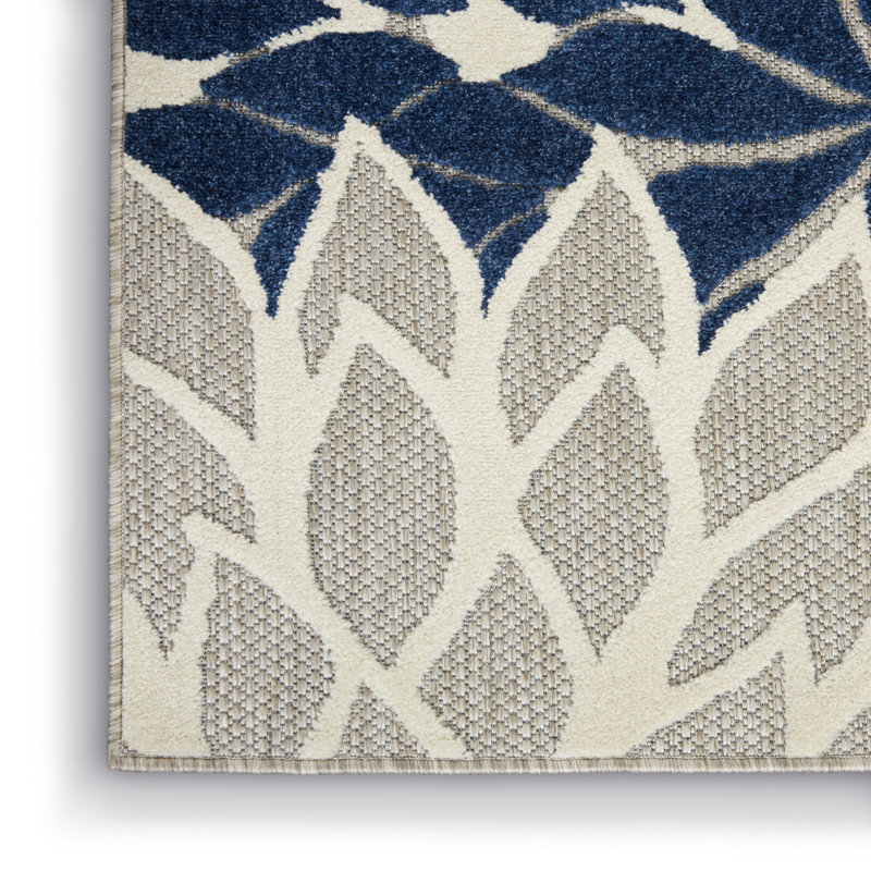Andover Mills™ RosaRio Floral Rug & Reviews | Wayfair