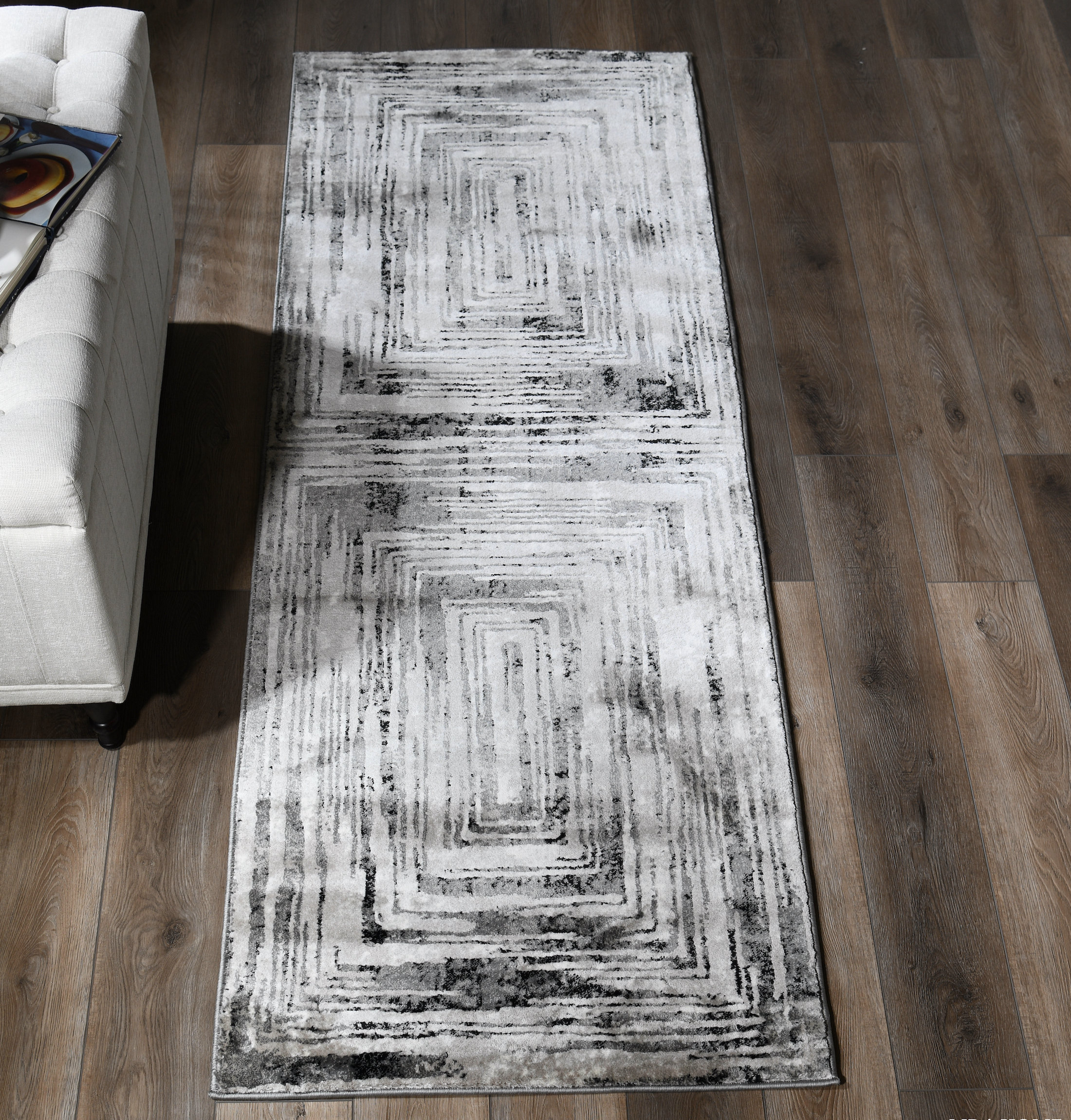 17 Stories Geometric Brown Area Rug | Wayfair