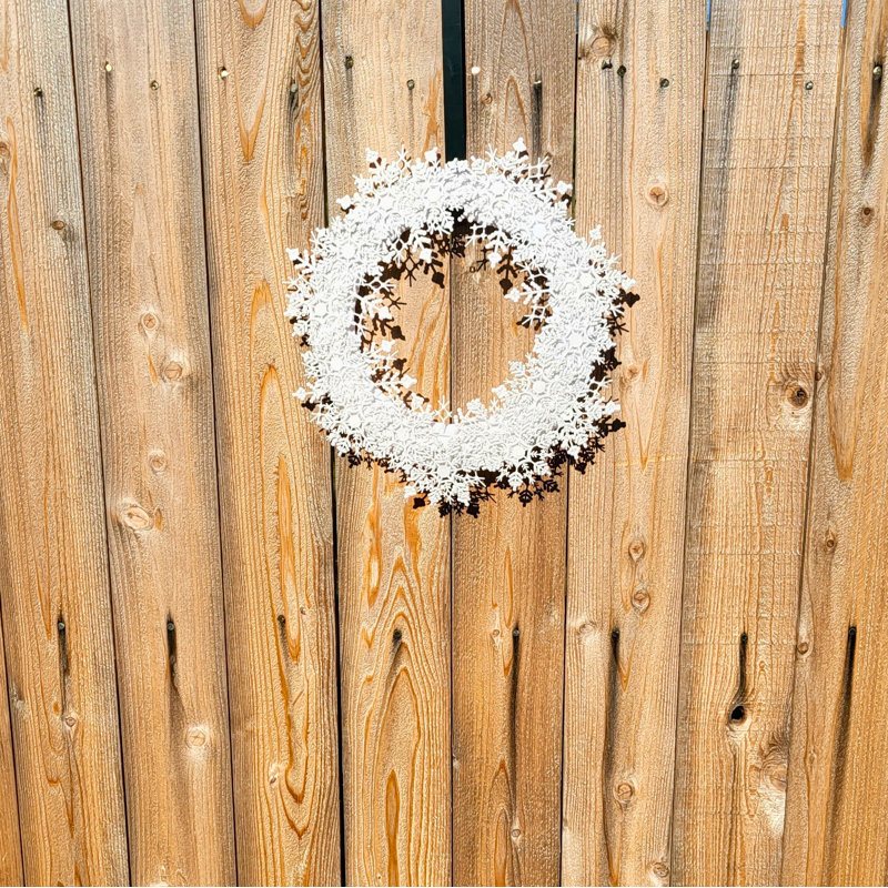 The Holiday Aisle® Jalanda 18'' Wreath | Wayfair
