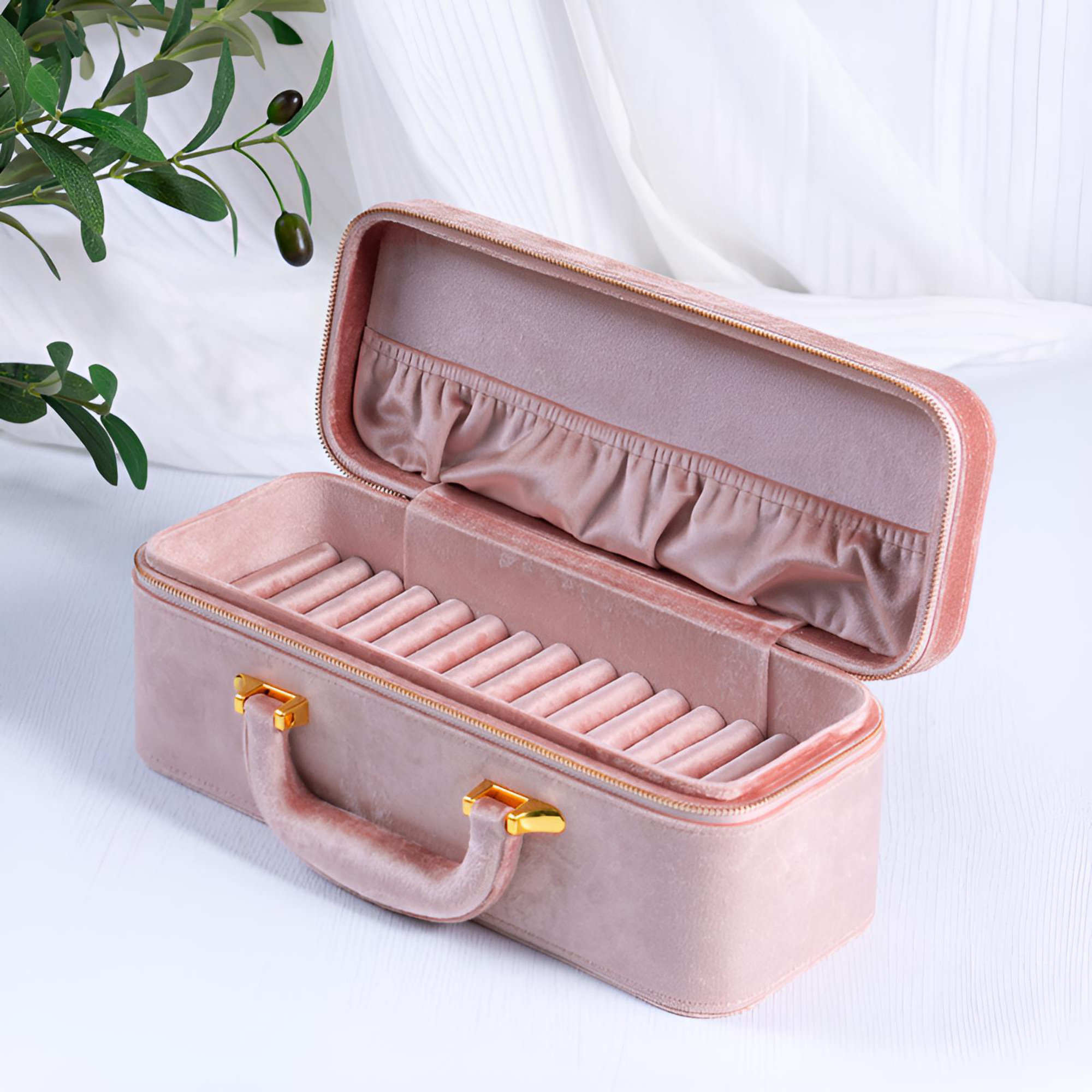 Mercer41 Elegant Champagne Pink Jade Bracelet Storage Box - The ...