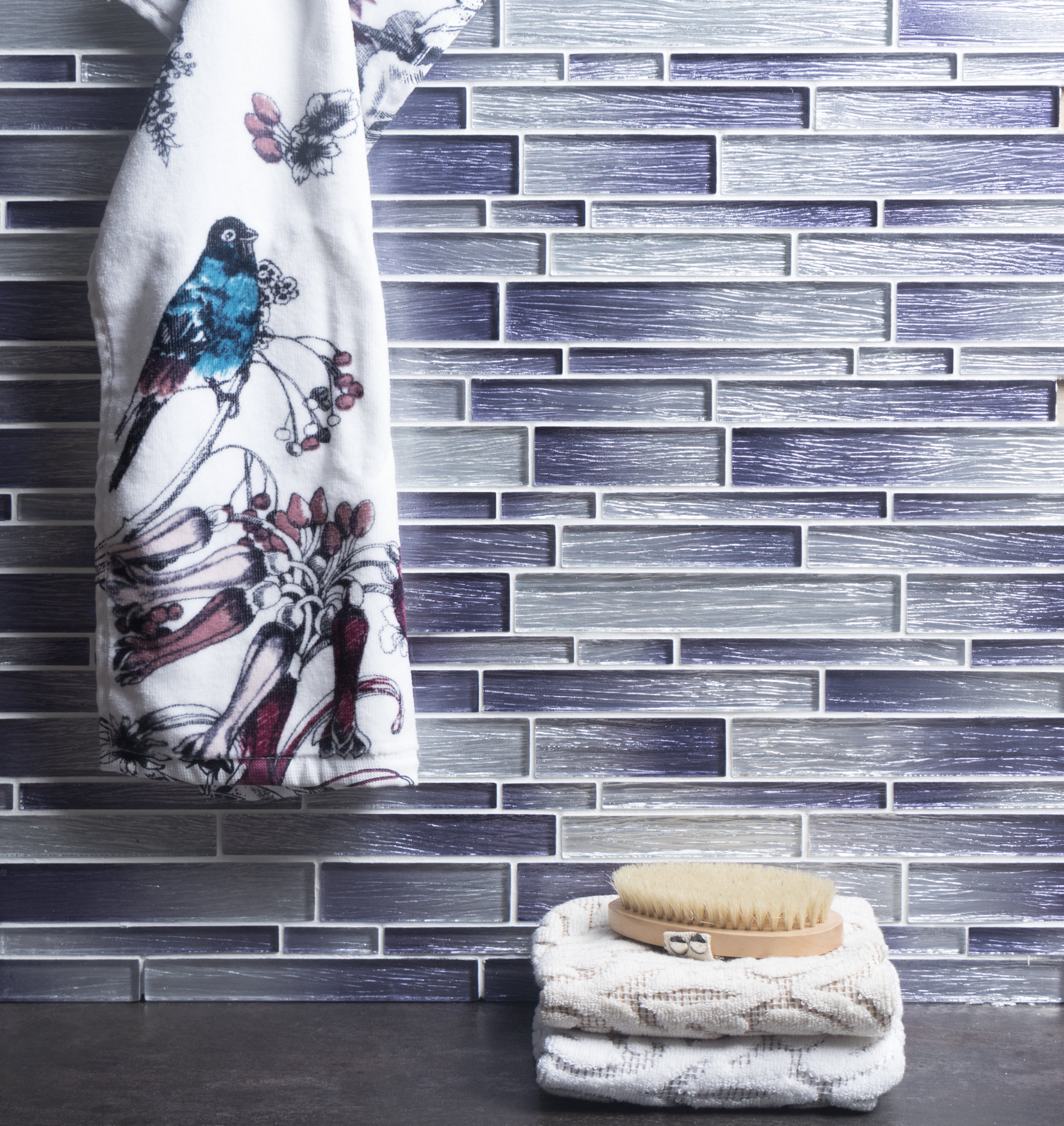 WS Tiles Foil Random Sized Interlocking Glass Mosaic Tile & Reviews ...