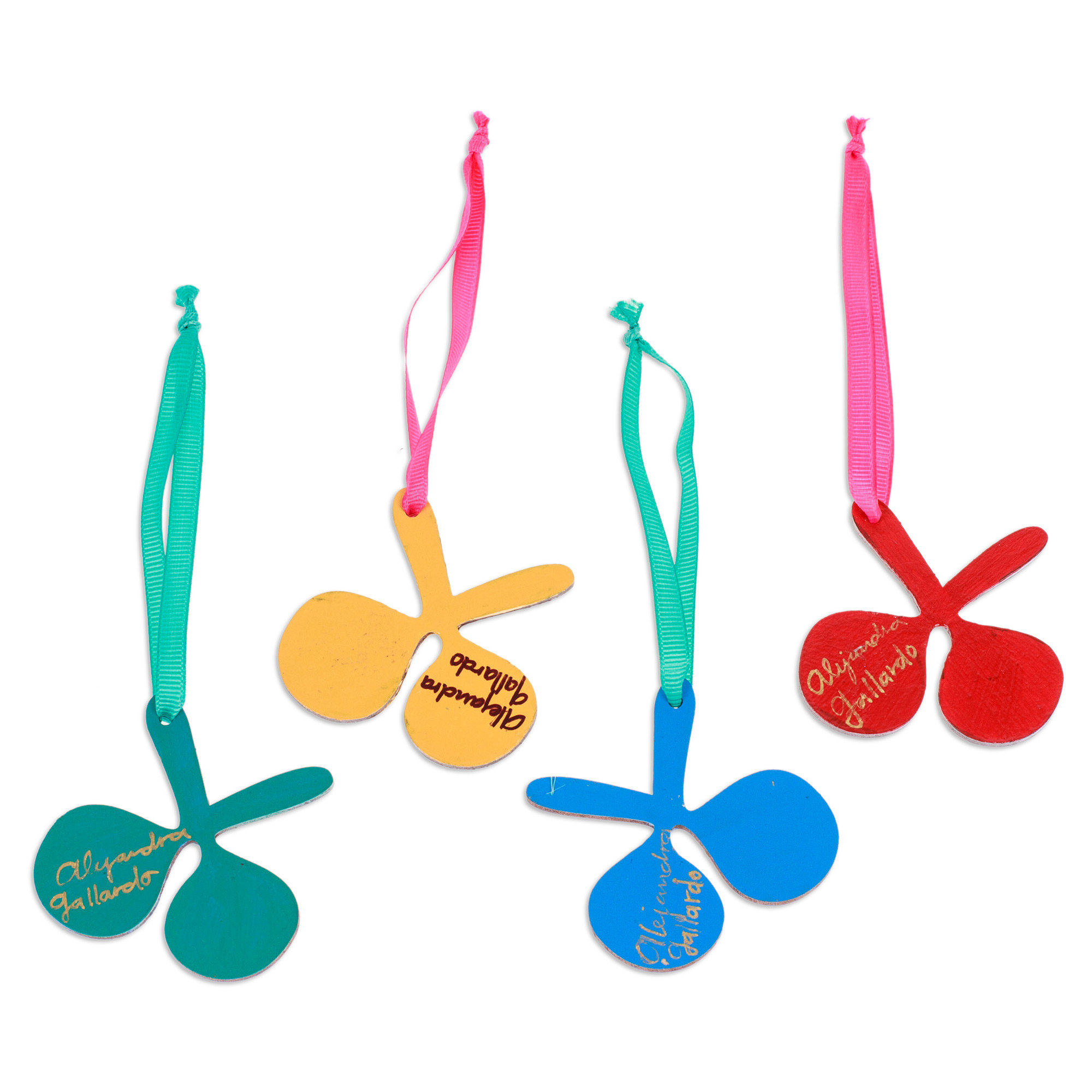 Dakota Fields Handmade Festive Maracas Wood Ornaments (Set Of 4 ...