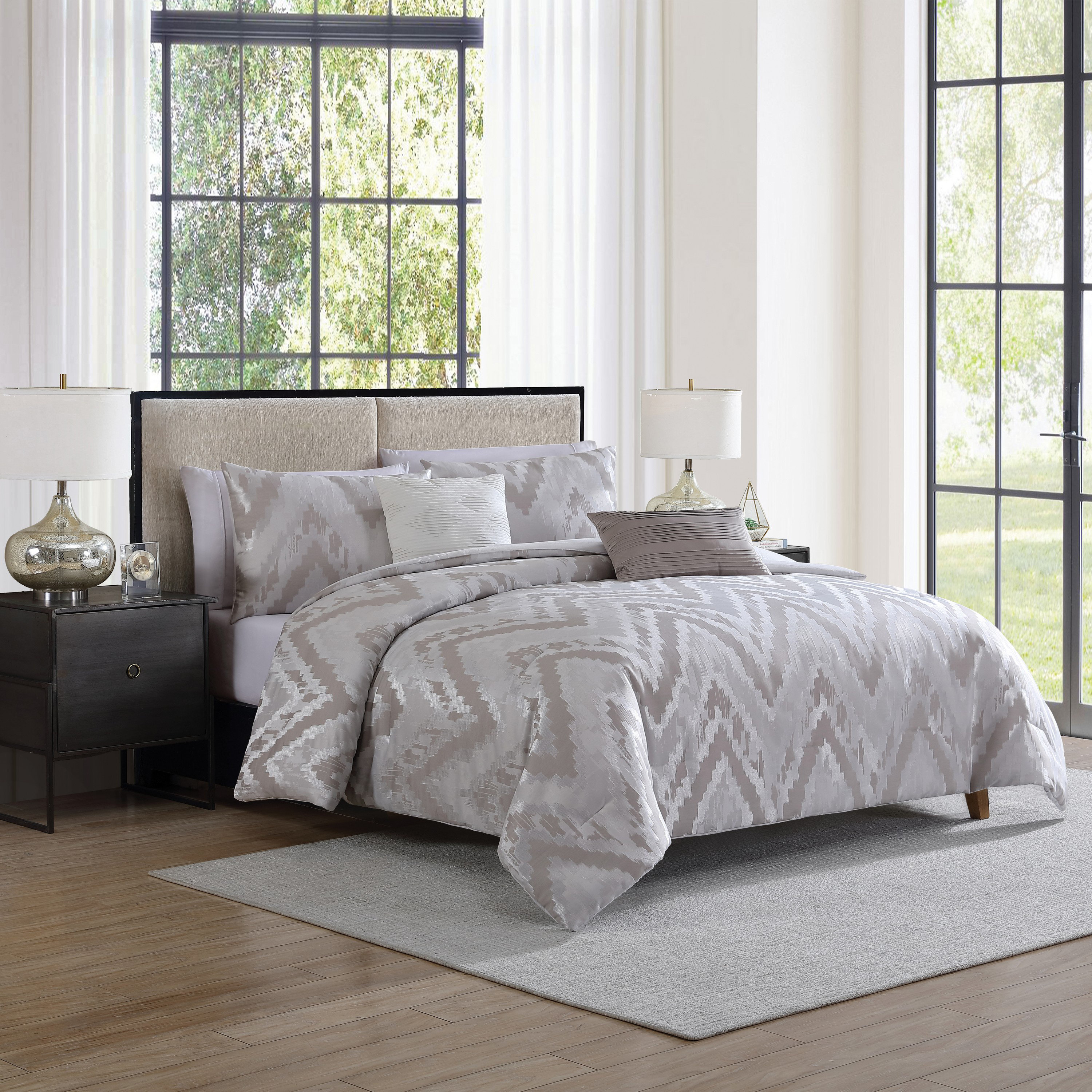 Tahari Home Lilliana 5-Piece Light Grey Zigzag Jacquard Comforter Set ...