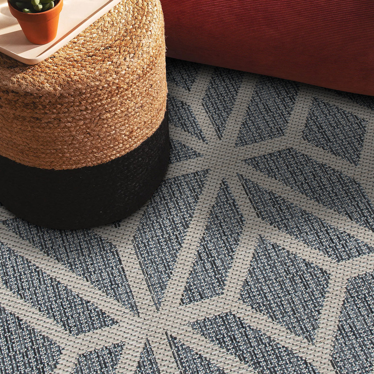 Wrought Studio™ Pissouri Geometric Blue/Gray/Ivory Indoor & Outdoor ...