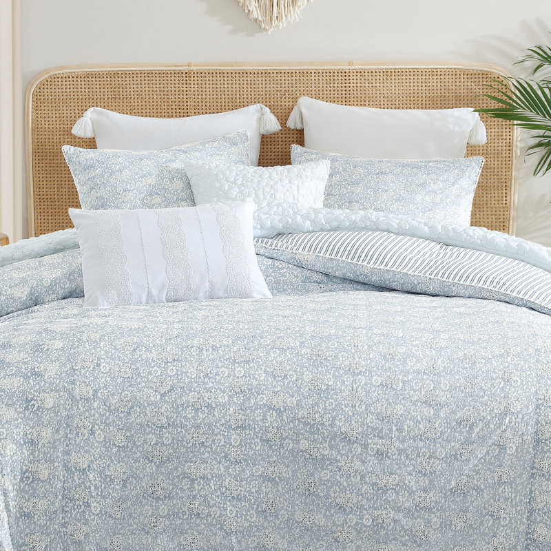 Peri Home Ikat Eyelet 3-Pc. Comforter Set, King - Blue