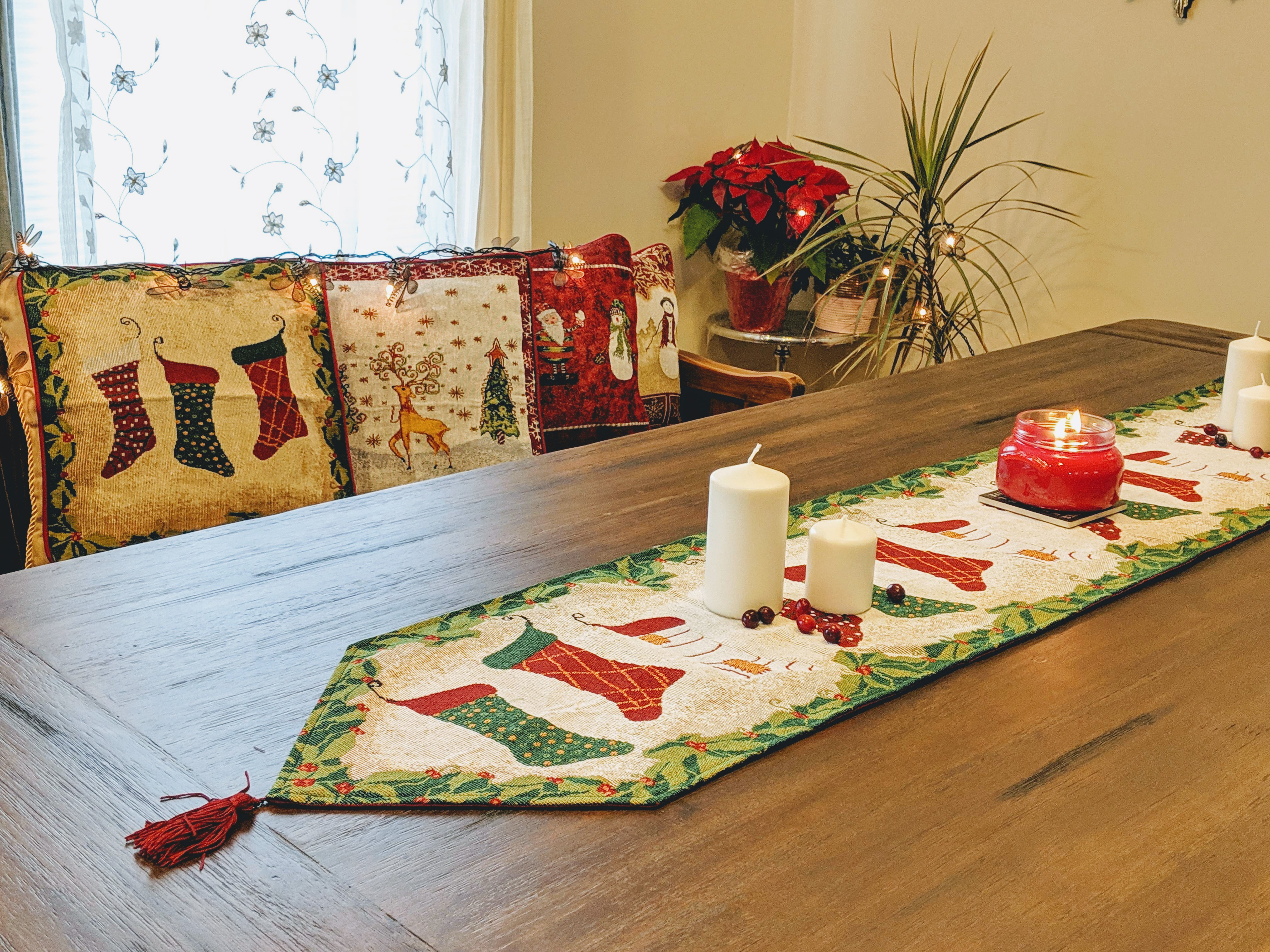 The Holiday Aisle® Siems Stockings Christmas Table Runner & Reviews ...
