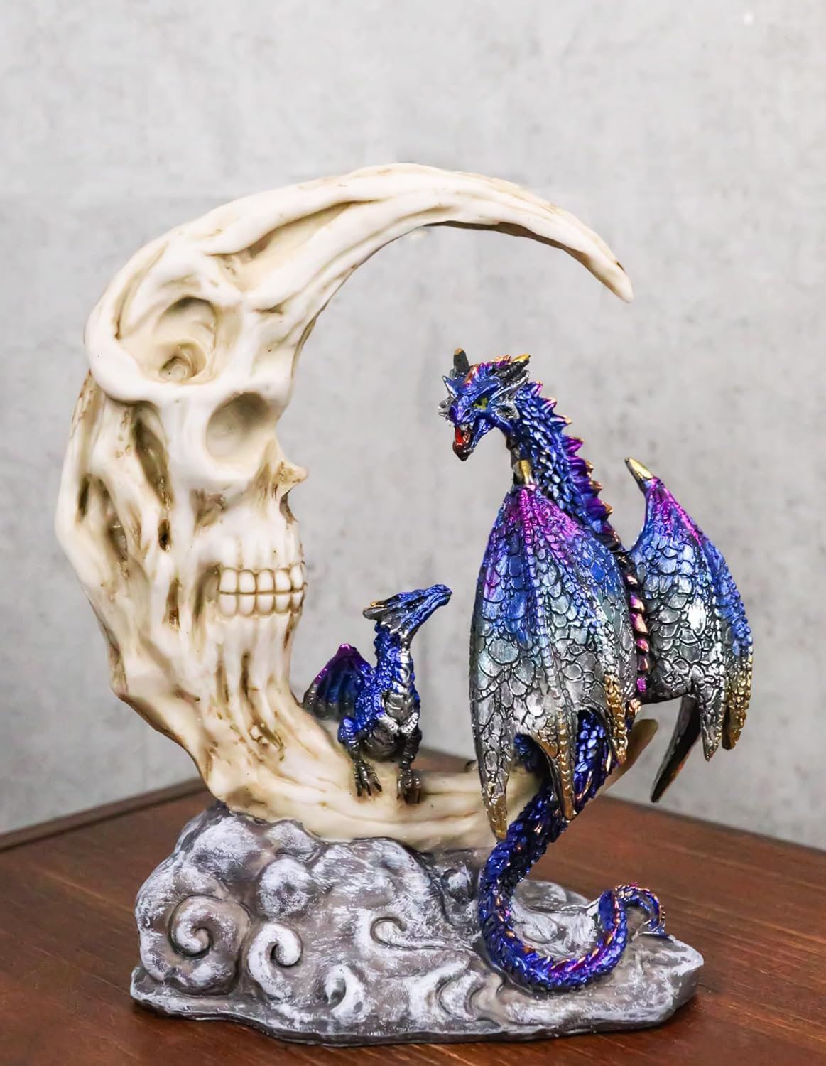 Dakota Fields Dragon With Baby Wyrmling Perching On Bone Skull Crescent ...
