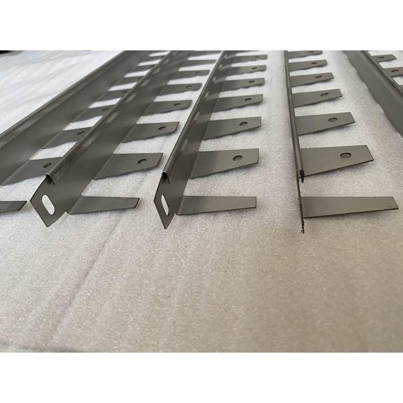 e-Joy 40" X 2" X 2" Stainless Steel Garden Edging Complete Set With ...