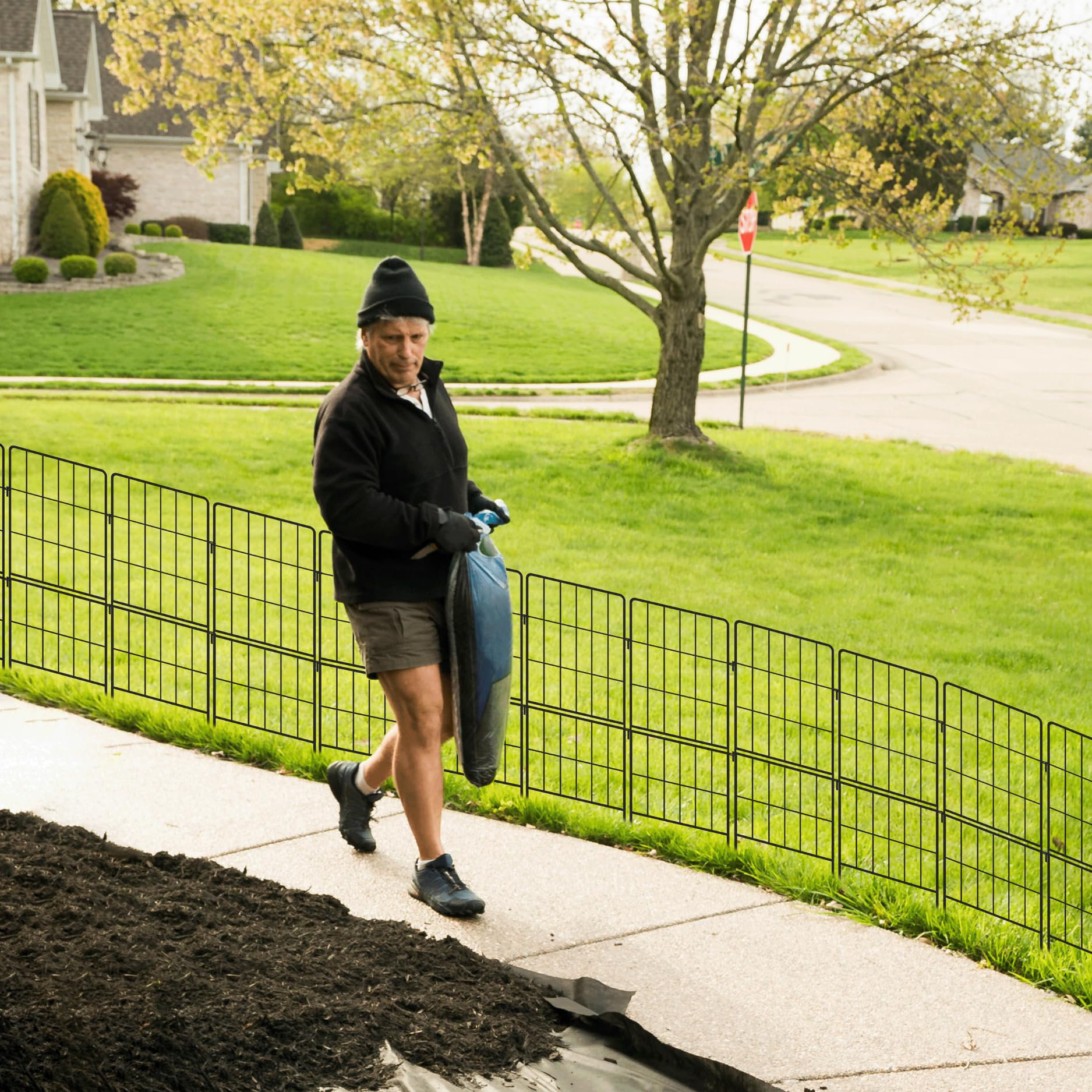 CONTIS Compact 31In Black Metal Flower Bed Edging – Space-Saving Panels ...