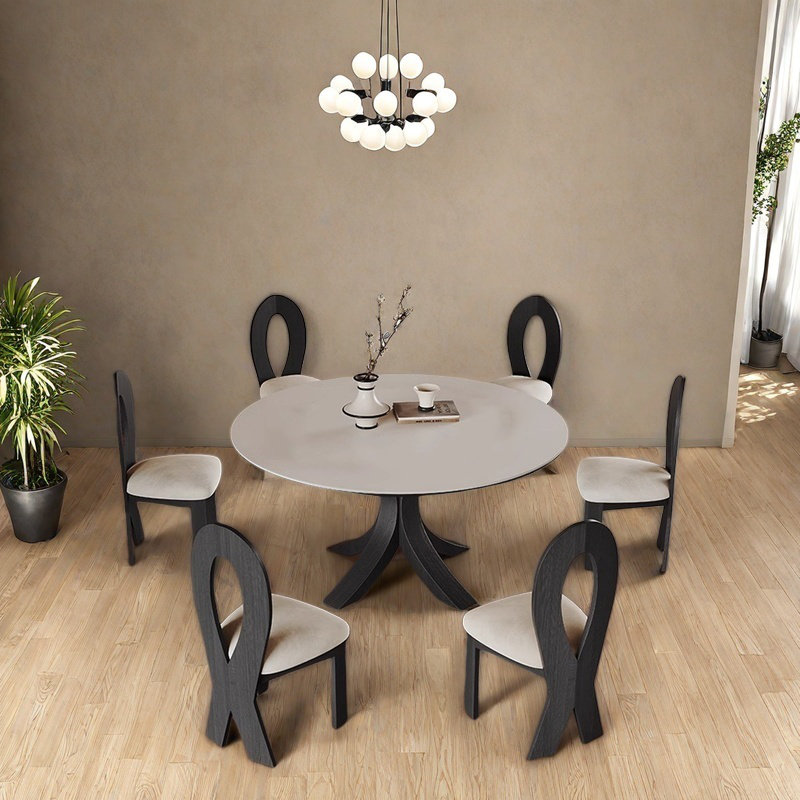 A Zoetic Home Vintage round table small family table and chair ...