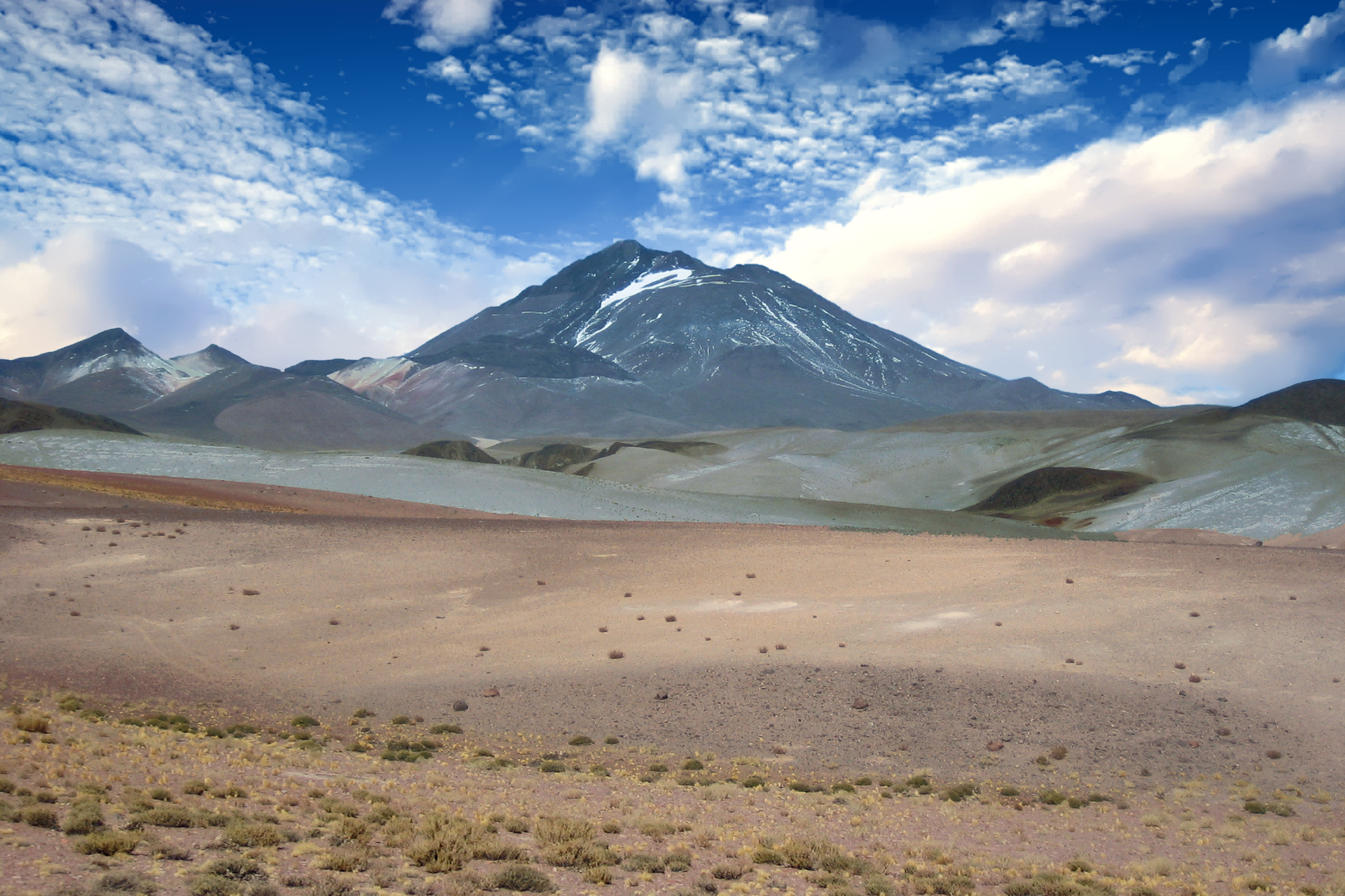 Alpen Home Llullaillaco Volcano by Stockphoto52 - Wrapped Canvas ...