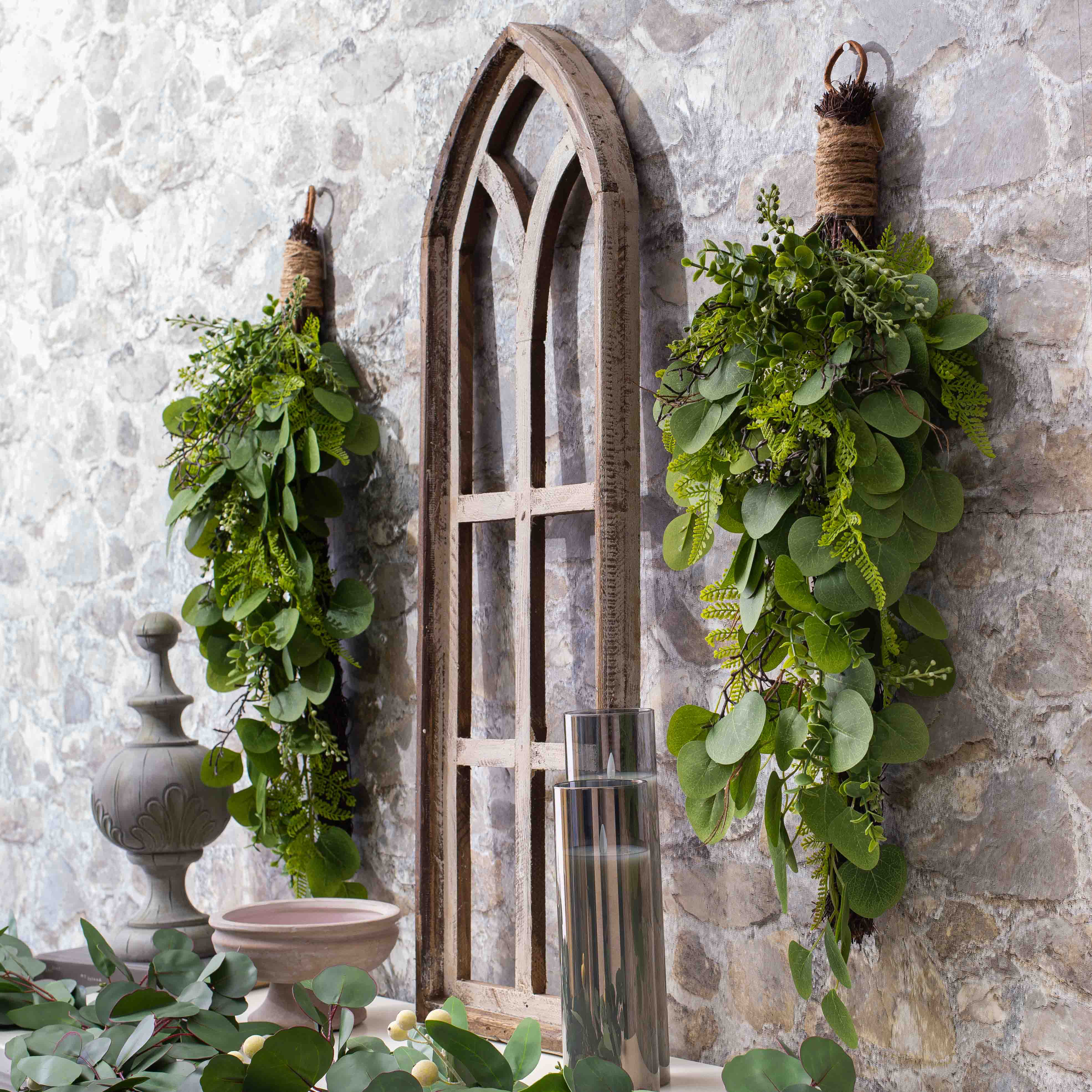 The Holiday Aisle® Teardrop Swag | Wayfair