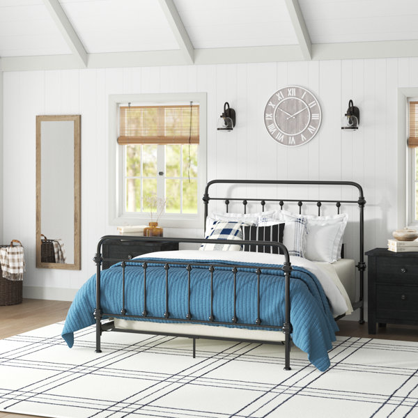 Sand & Stable Lit standard à profil bas Tewksbury et Commentaires ...