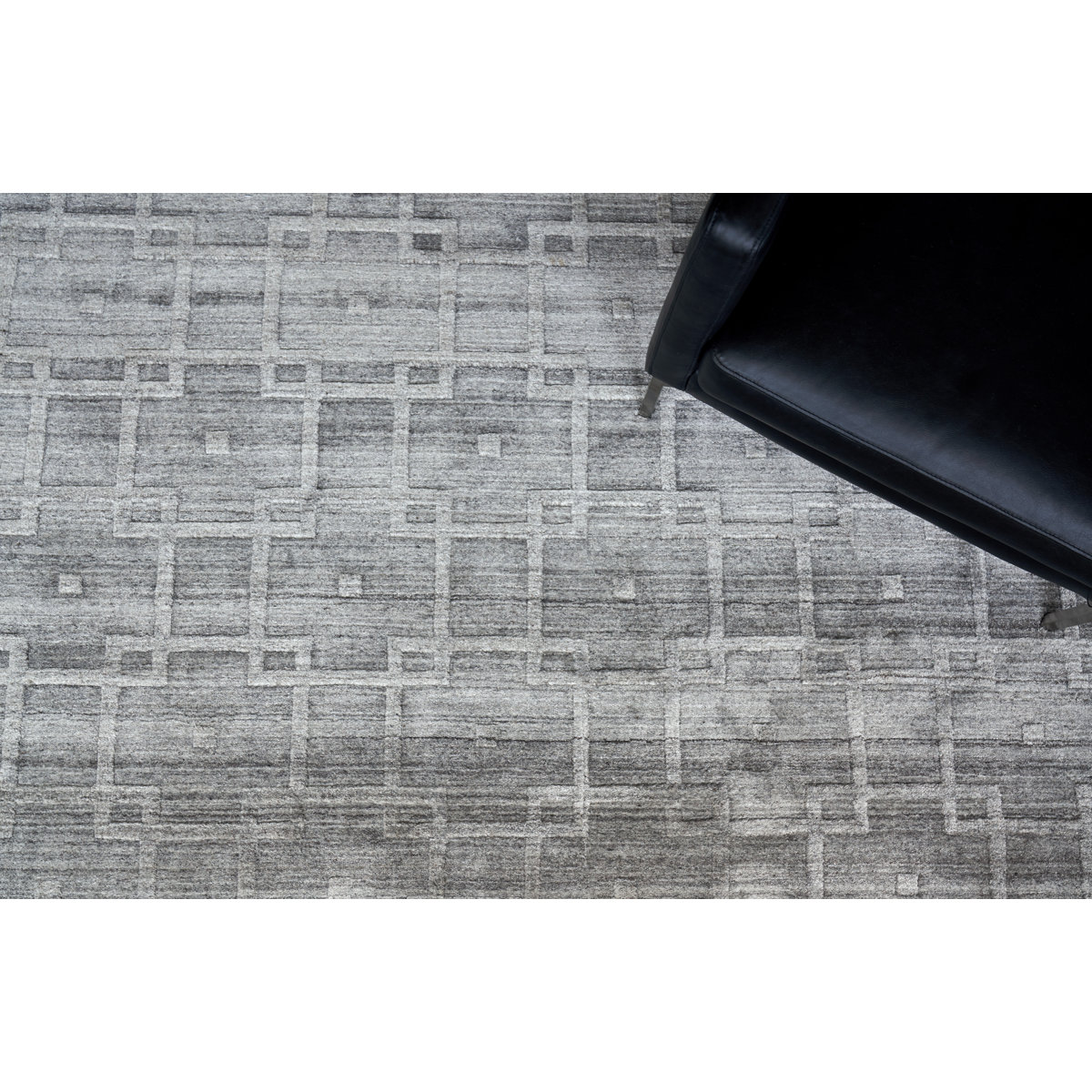 EXQUISITE RUGS Castelli Geometric Hand-Loomed Gray Area Rug & Reviews ...