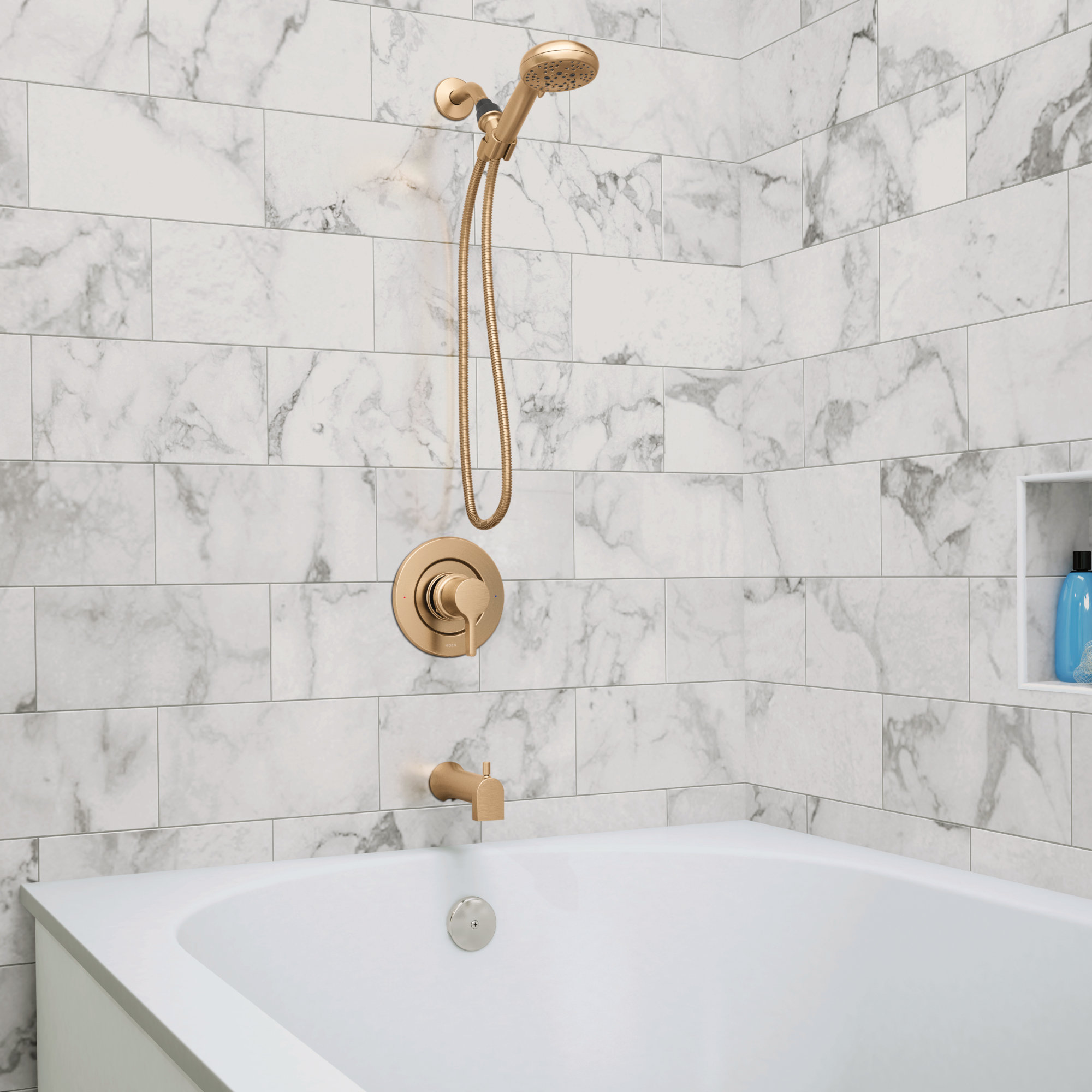 Moen Robinet de baignoire et douche avec pomme de douche à main Beric ...