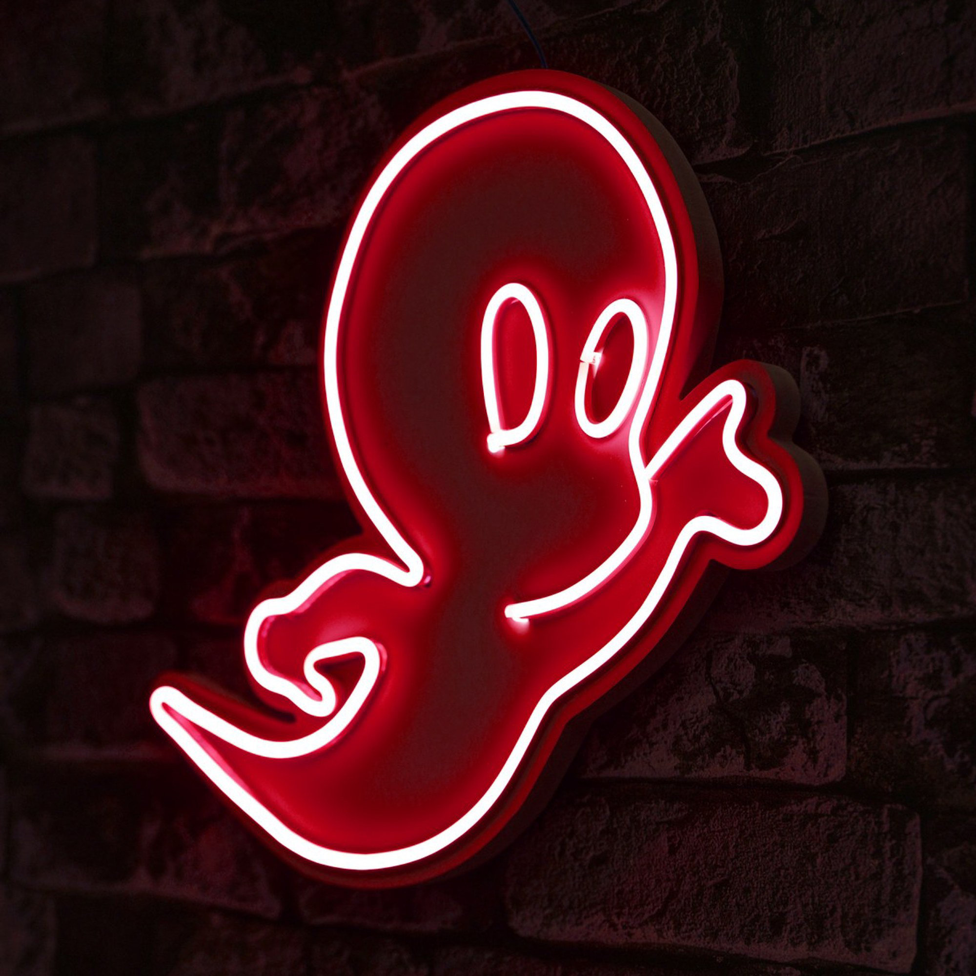 The Holiday Aisle® Kaydree 15'' Entertainment Themed LED Neon Sign ...