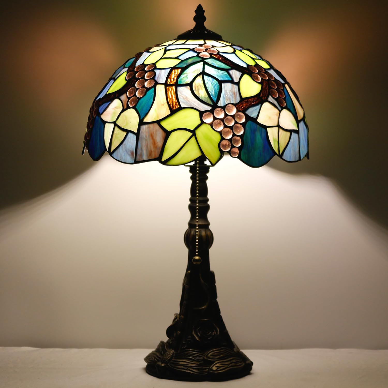 Bloomsbury Market Handmade Tiffany Stained Glass Table Lamp With ...