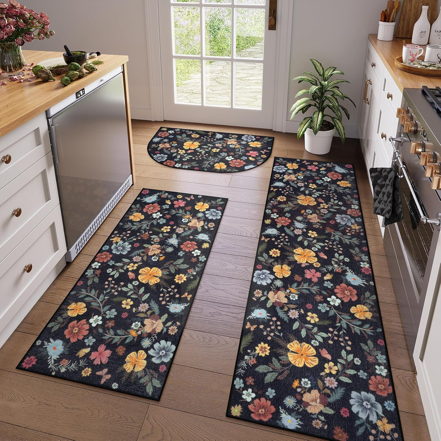 BONLOD Farmhouse Kitchen Rugs Non Slip Washable Black Floral Kitchen ...
