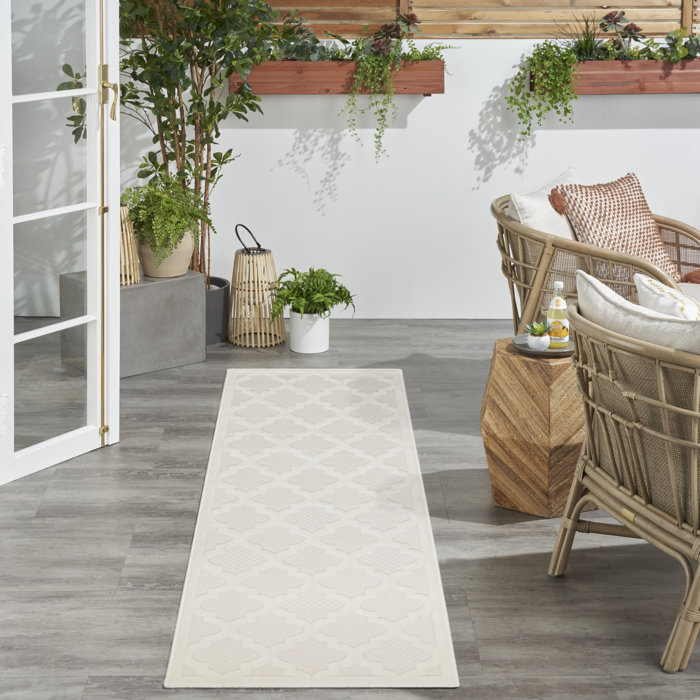 Lark Manor Adianey Red Barrel Studio Easy Care Trellis Ivory/White ...