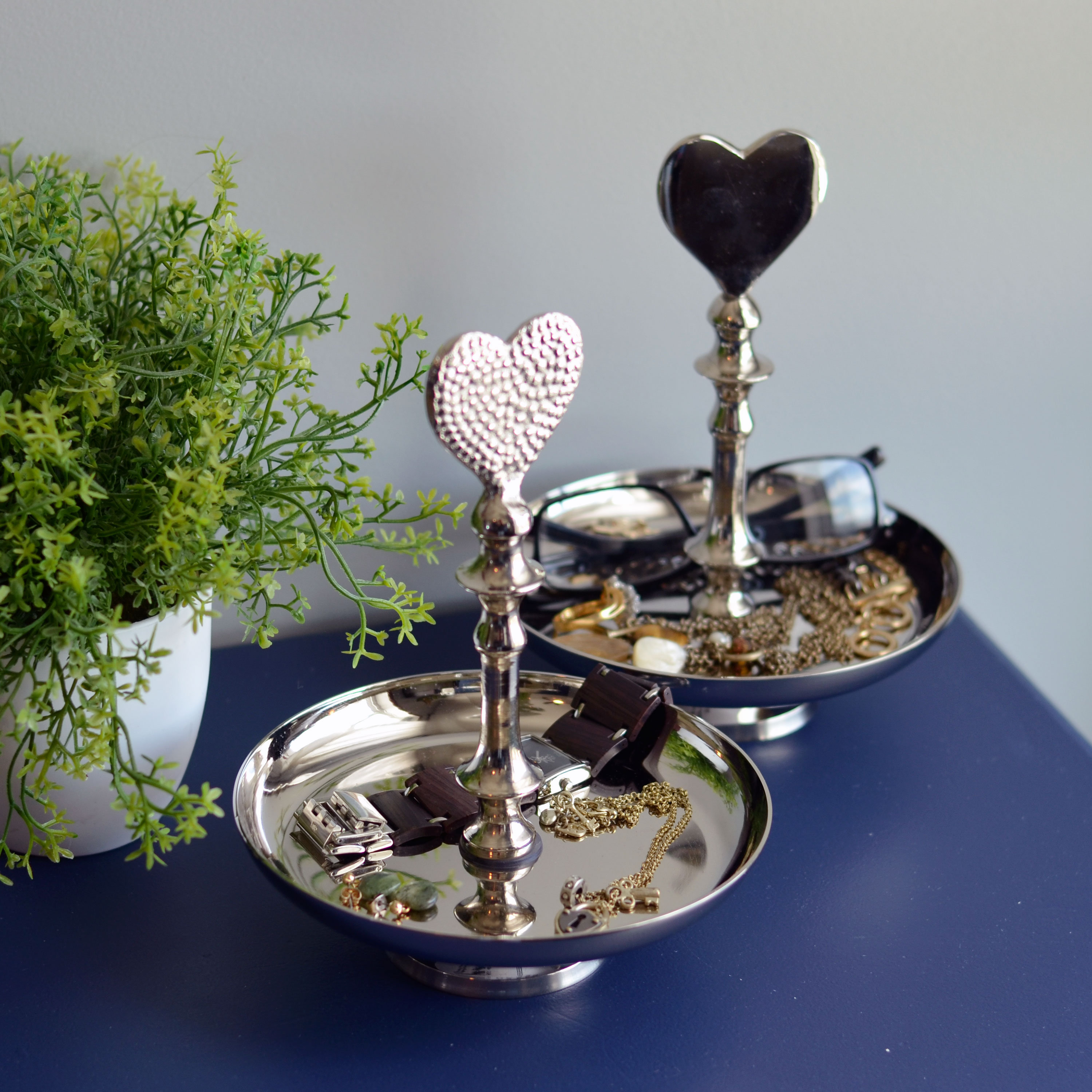 House of Hampton Ihno Heart Handled Trays | Wayfair