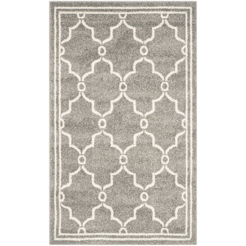 Charlton Home® Clodfelter Performance Geometric Rug & Reviews | Wayfair