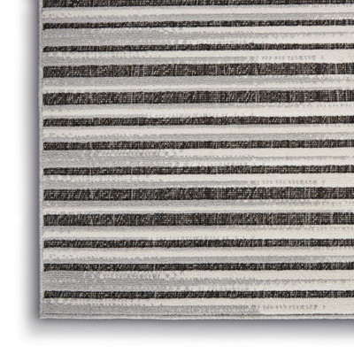 Ebern Designs Bessoir Gray/Black Indoor/Outdoor Rug & Reviews | Wayfair