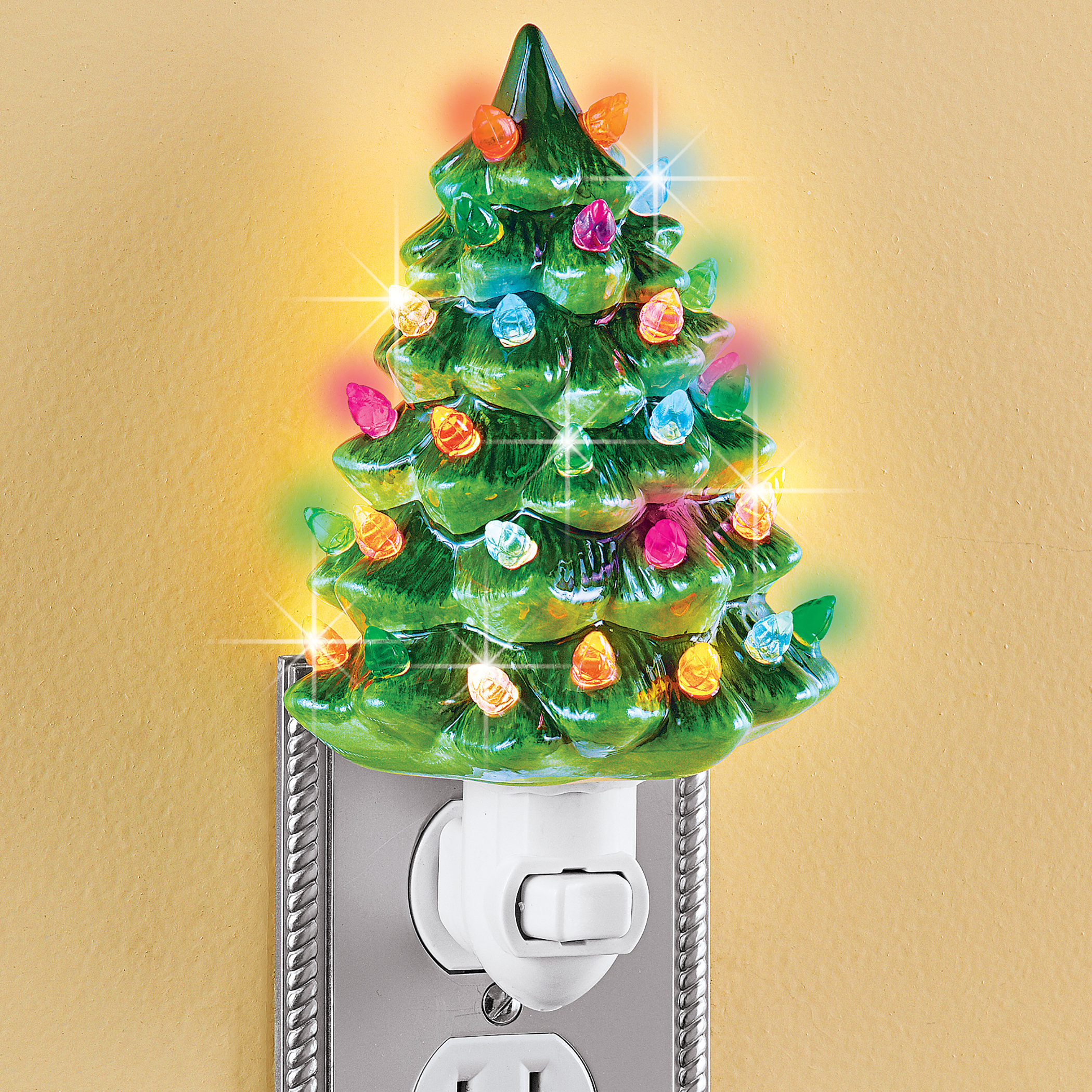 Winston Brands Christmas Tree Night Light & Reviews | Wayfair