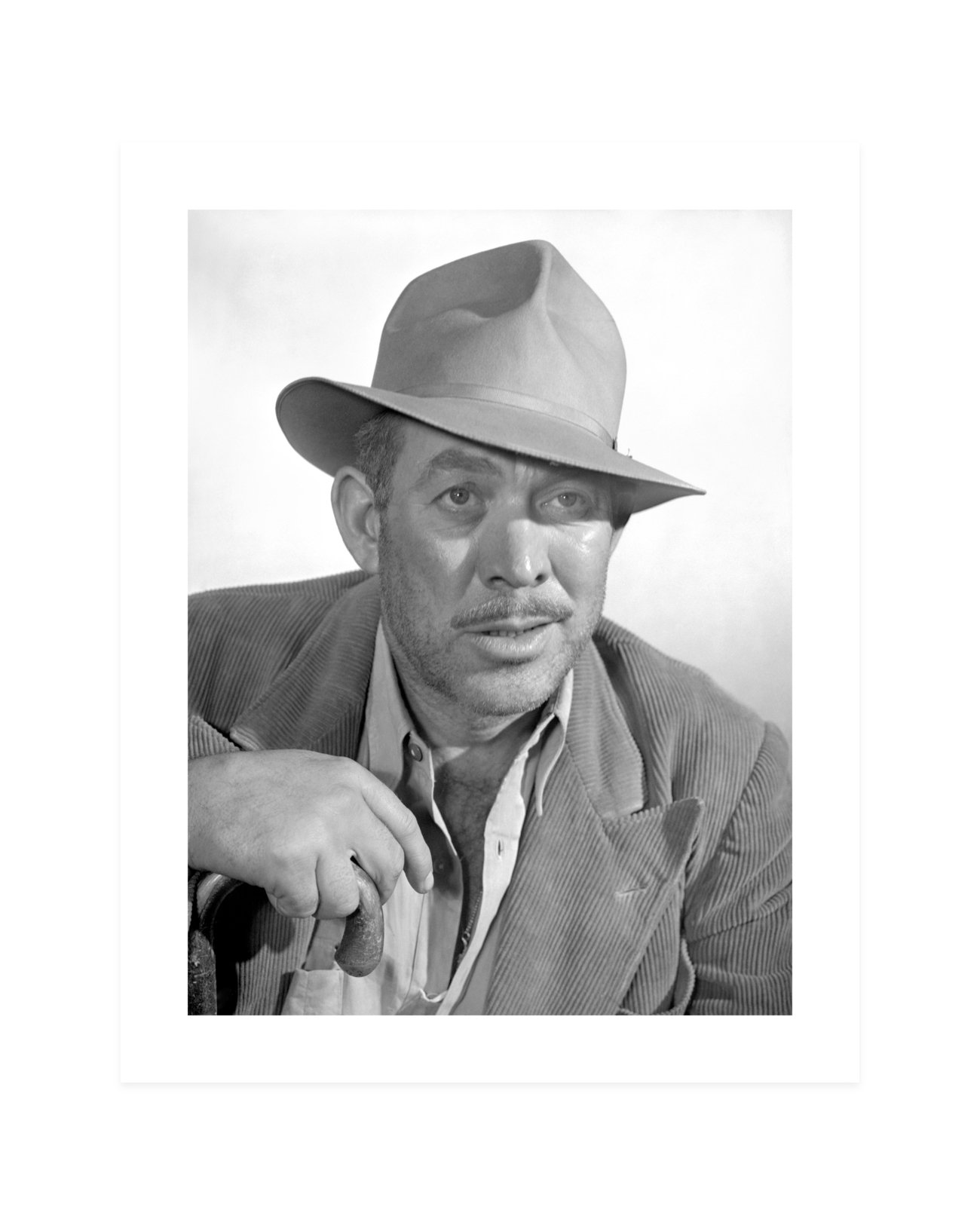 Globe Photos Entertainment & Media Ward Bond Looking Away - Unframed ...