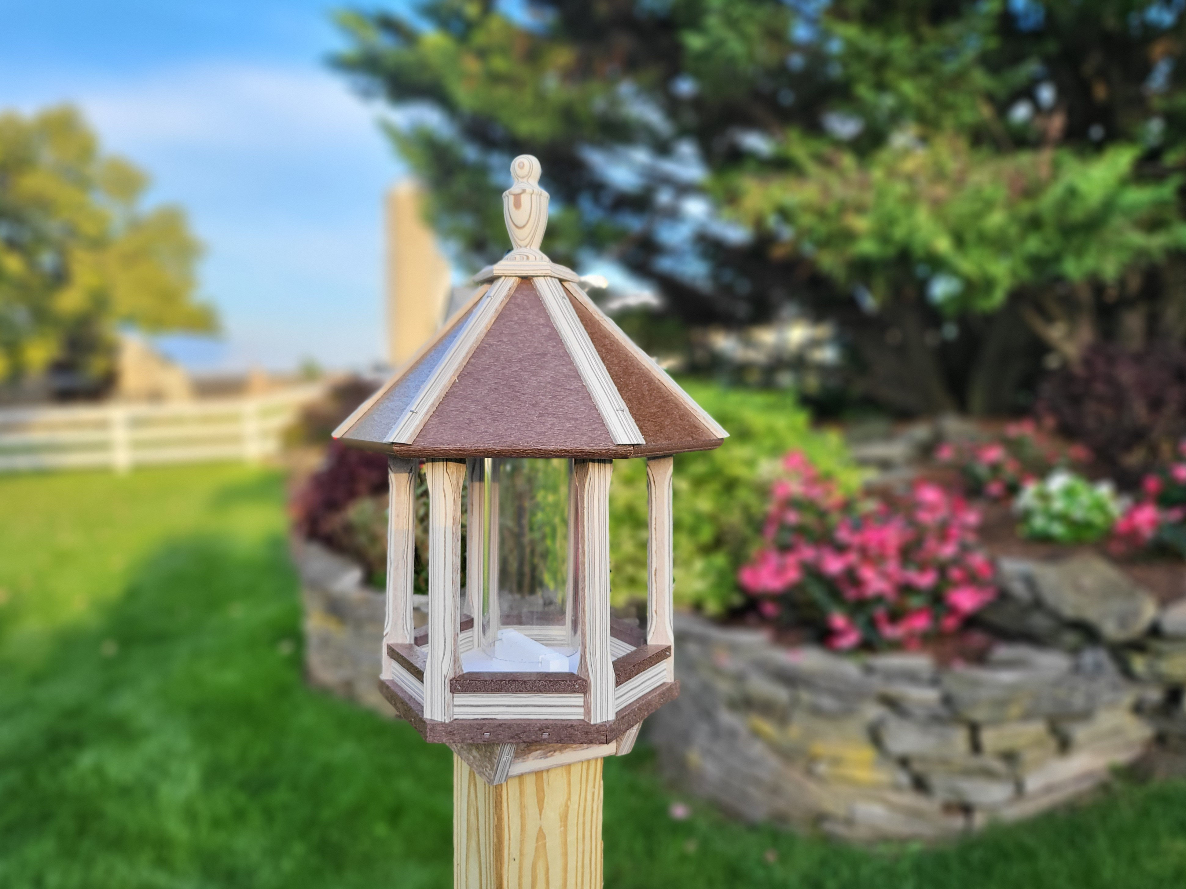 One Allium Way Handmade Bird Feeder, Poly Lumber, Weather Resistant ...