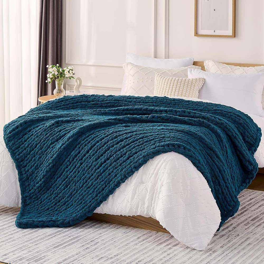DANTUL Blanket Throw: 50''X60'' Chenille Chunky Knitted Throw Blanket ...