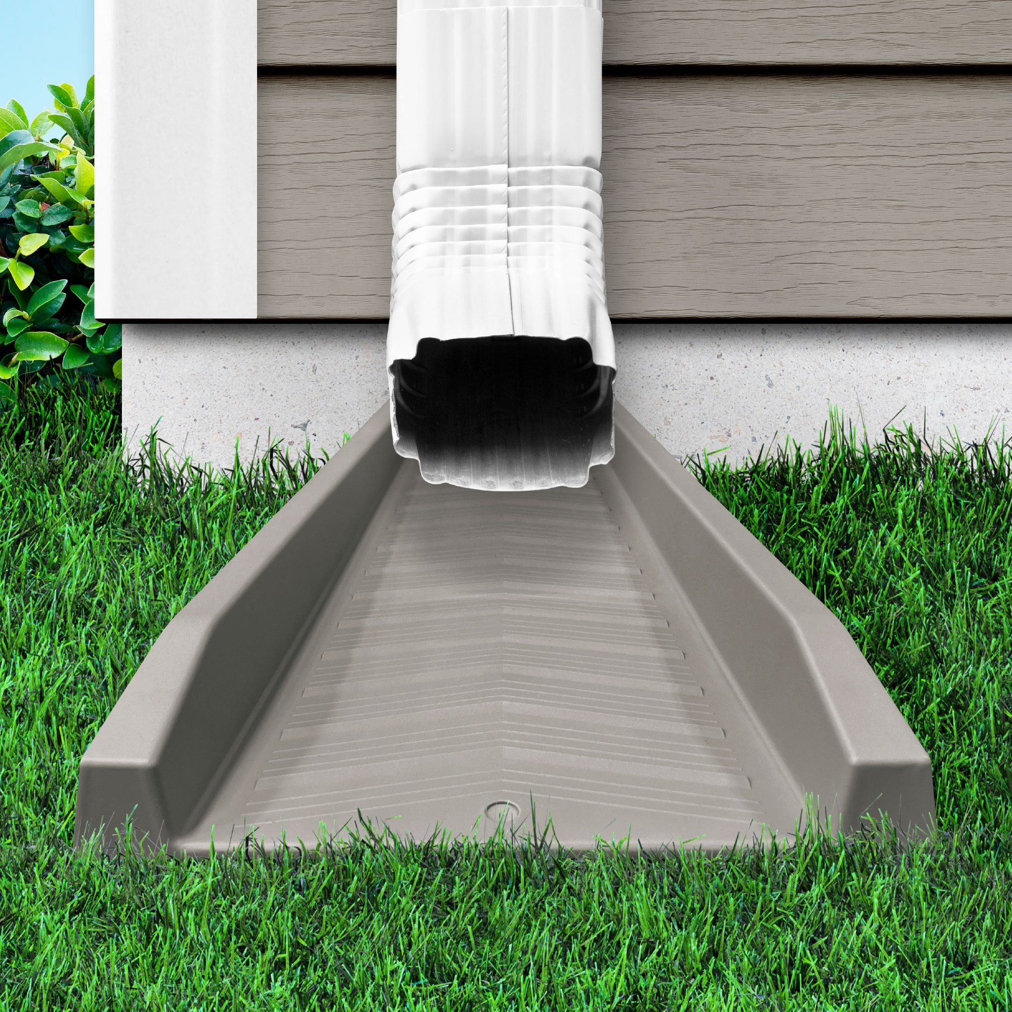 Master Mark Plastics Master Mark Splash Block Plastic Downspout ...