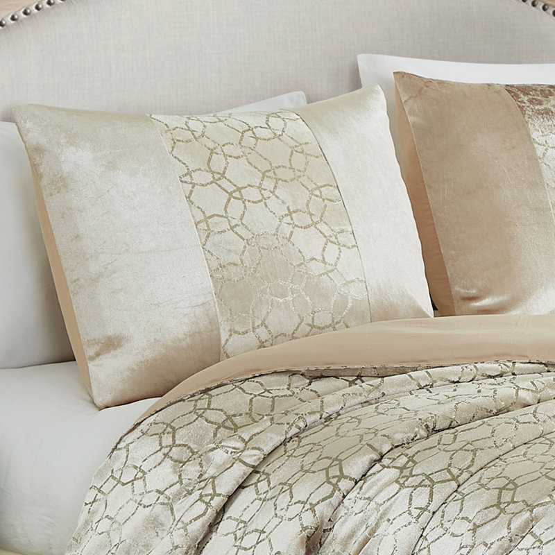 ESCA Inanna Metallic Velvet 3 Piece Bedspread | Wayfair