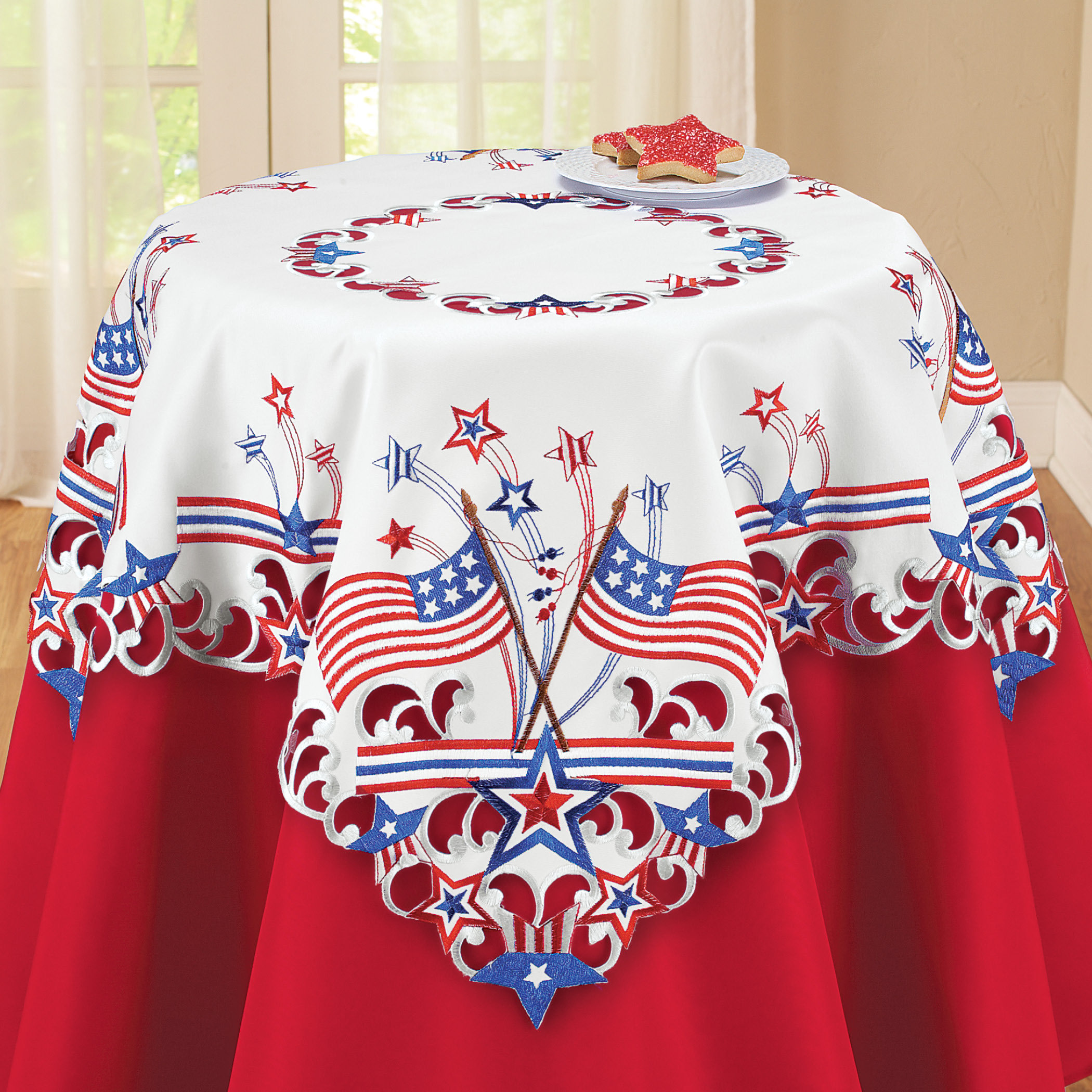 The Holiday Aisle® Tilbrook Independence Day Table Topper | Wayfair
