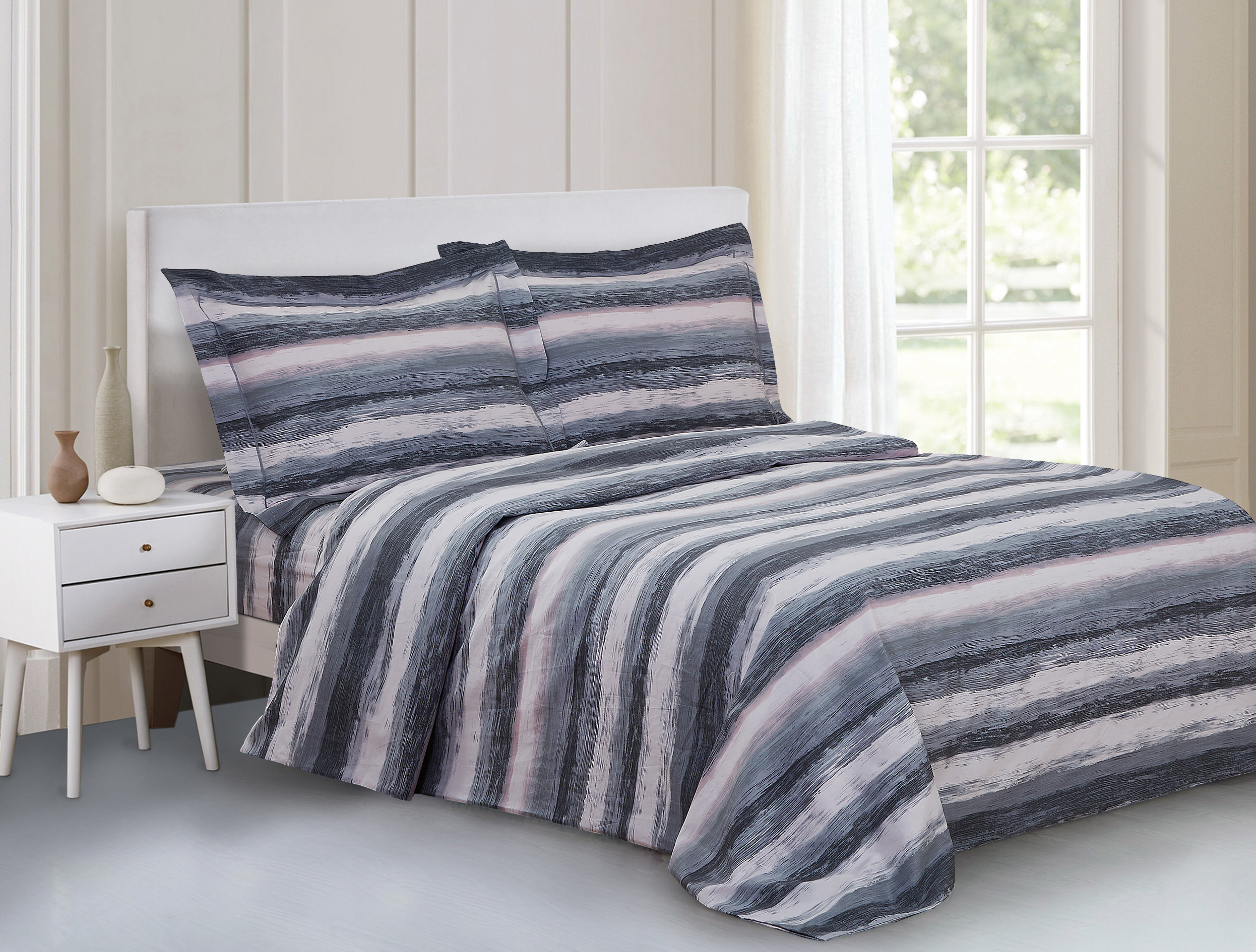 Violet Linen French Marble Pattern Blue/White Standard Cotton ...