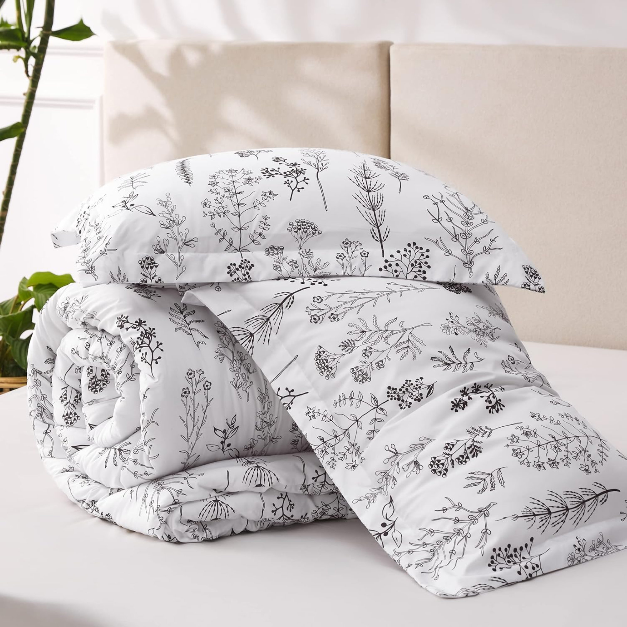 ToccoLeggero Queen Comforter Set - Comforter, Cute Floral Bedding ...