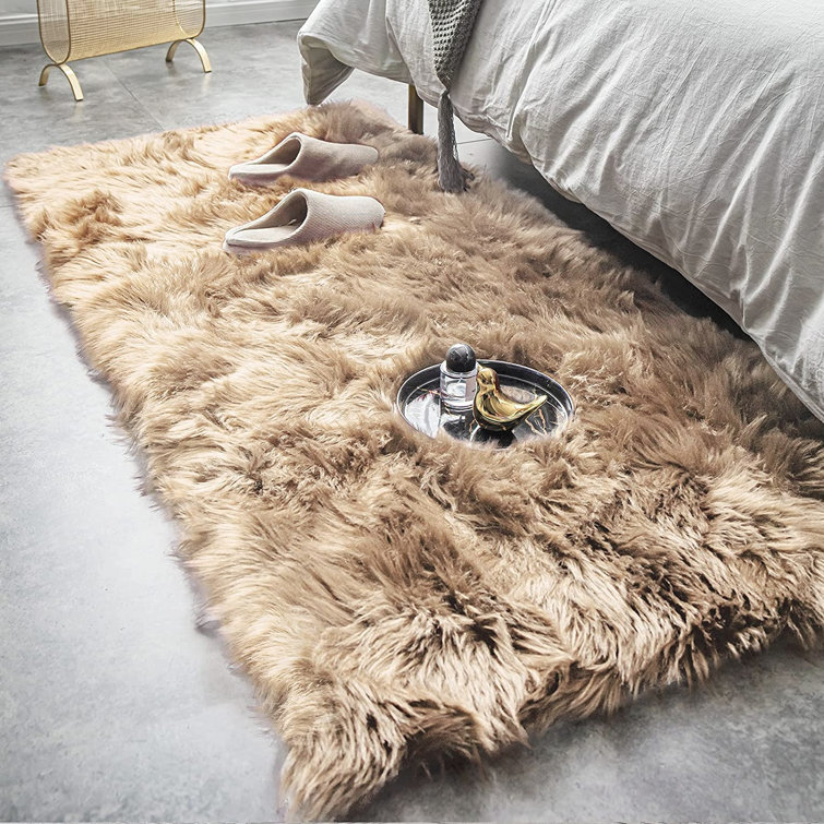 Mercer41 Malaiah Shag Faux Sheepskin Fur Area Rug in Beige & Reviews ...