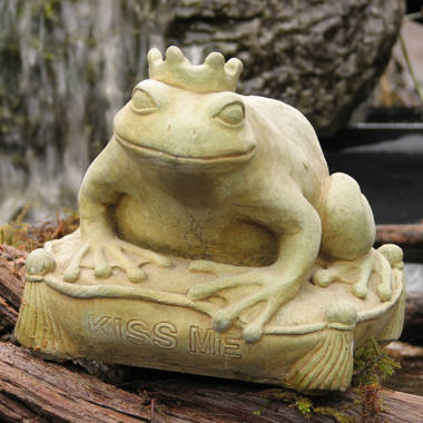 August Grove® Lindale Frog / Toad Metal Garden Statue | Wayfair