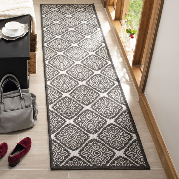 Darby Home Co Burnell Performance Geometric Rug & Reviews | Wayfair