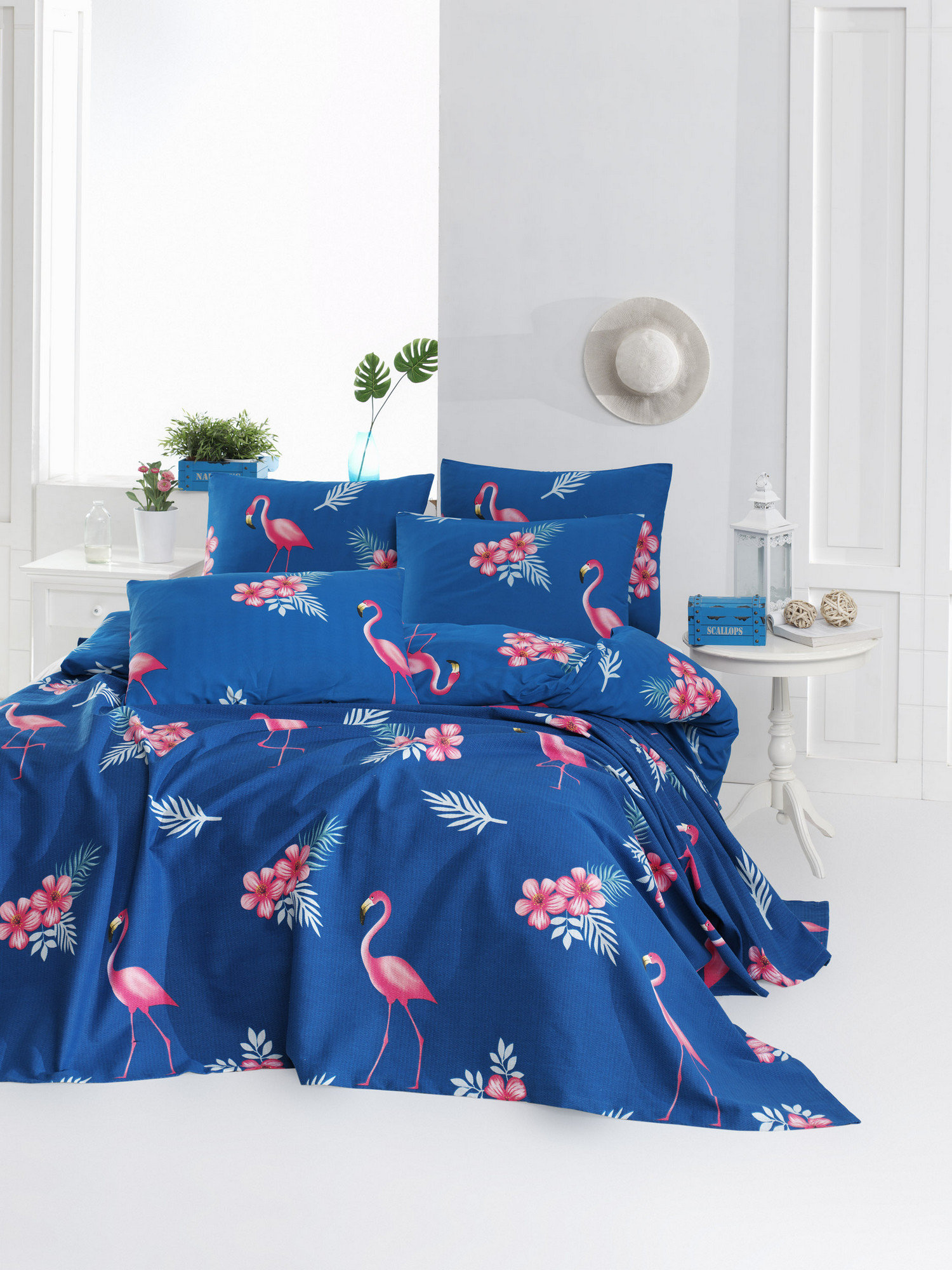 Asir Group INC Espada Blue/Pink 100% Cotton Coverlet / Bedspread | Wayfair