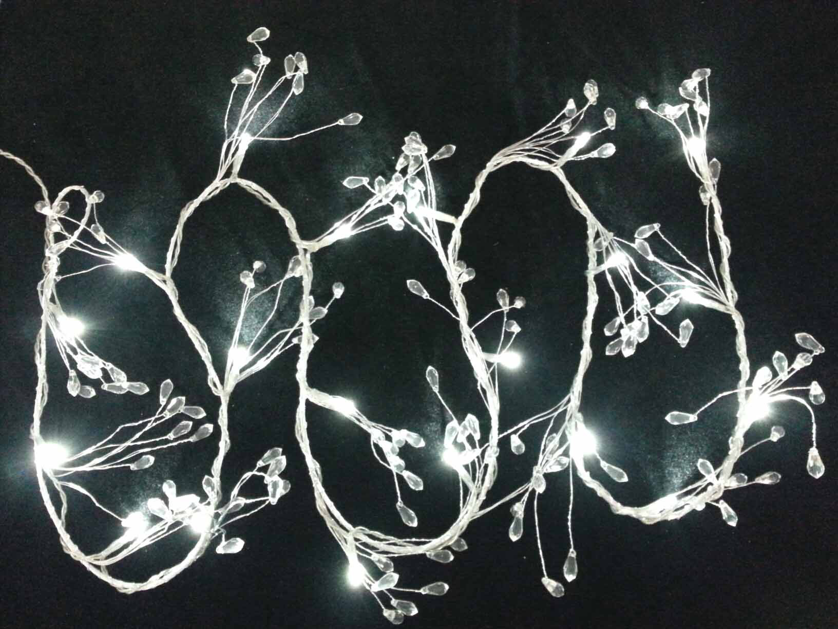 The Holiday Aisle® Havant Teardrop Garland Batt 6 ft. 20-Light Novelty ...